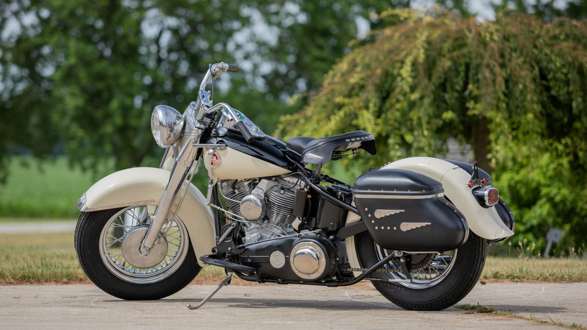 1957 Harley-Davidson FL Panhead at Las Vegas Motorcycles 2023 as R207 ...