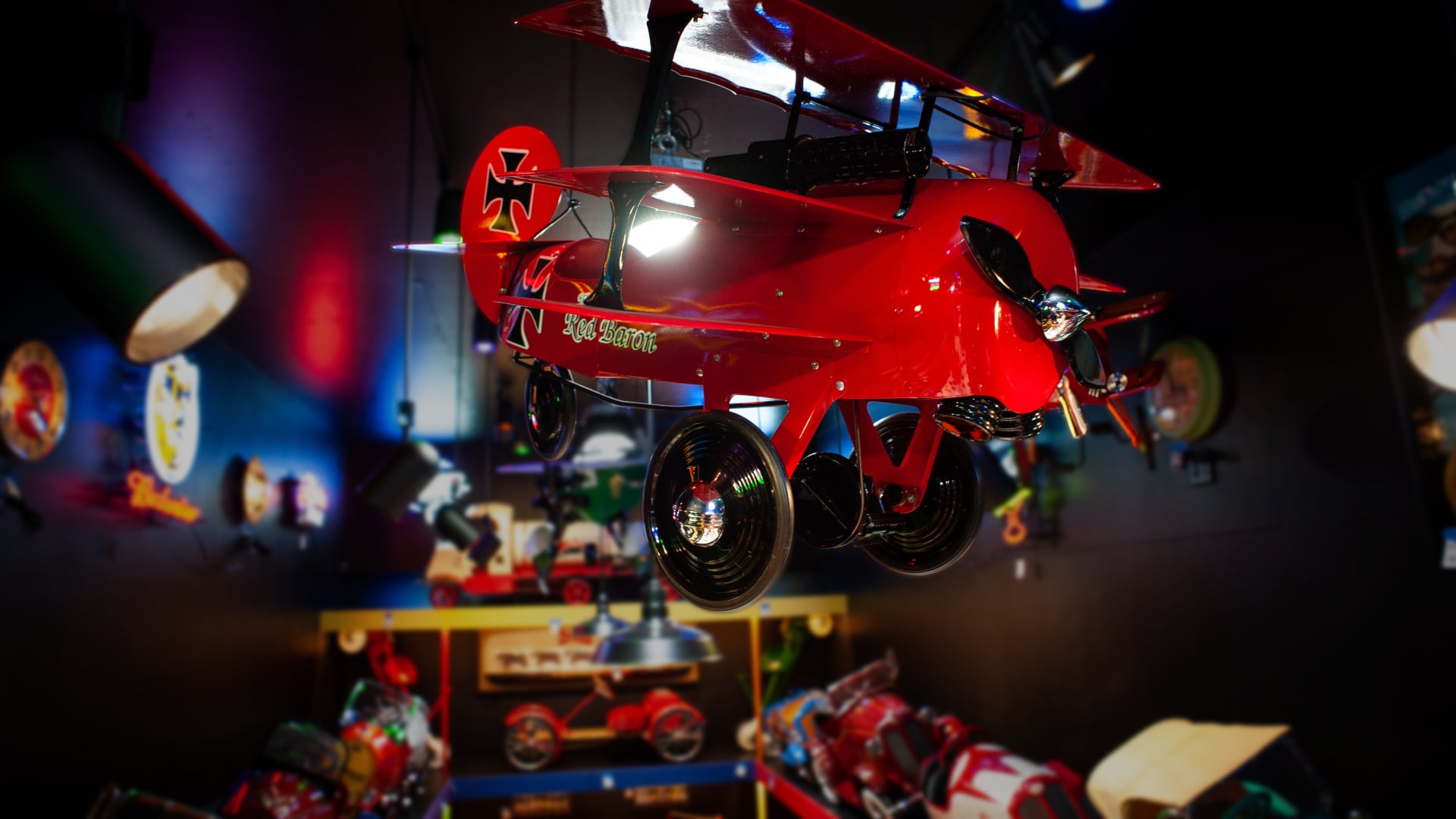 Red Baron Tri-Wing Radial Engine Pedal Plane at The Eddie Vannoy ...