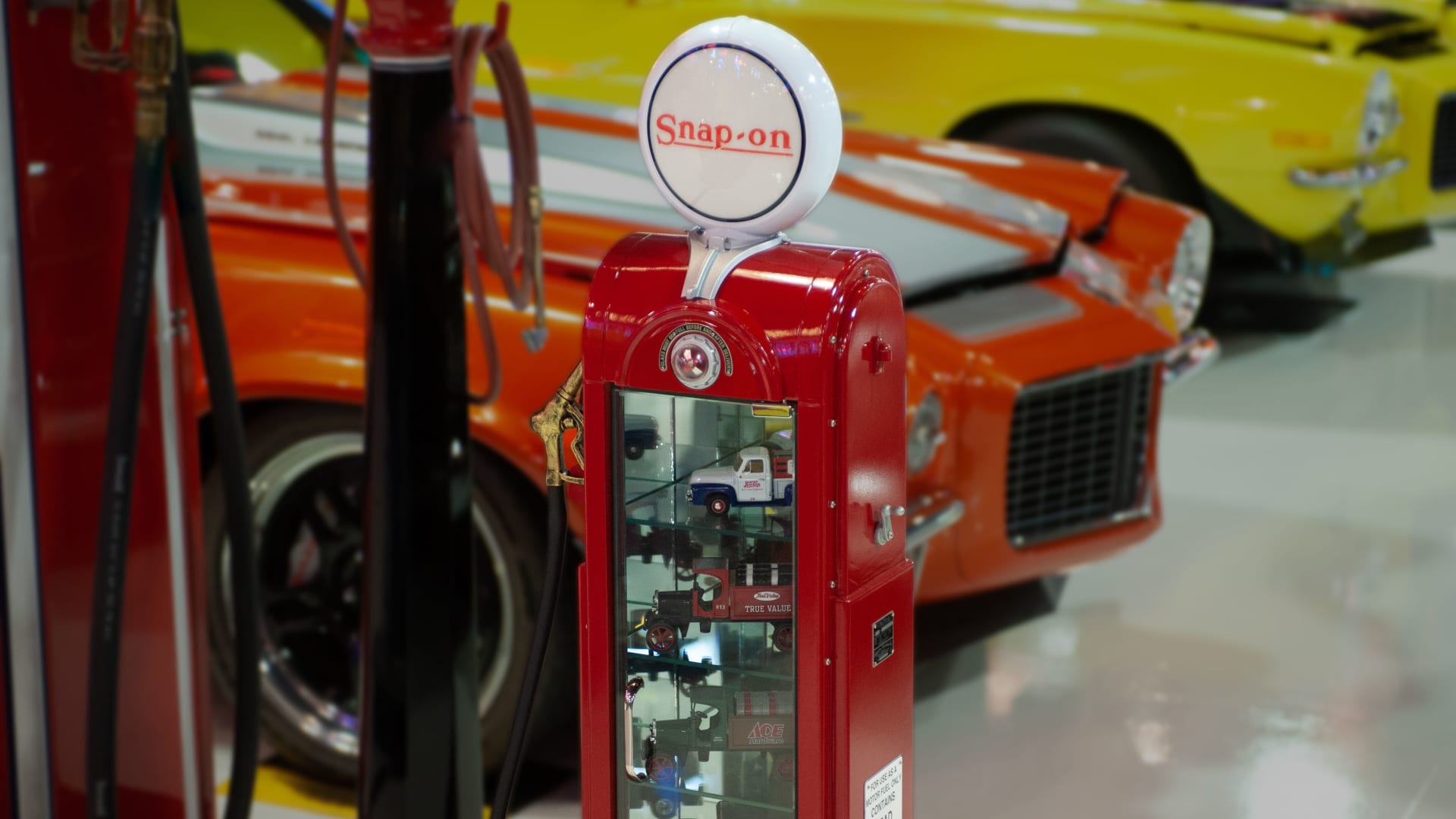 Esso Service Station Gas Pump Island- Lot Of 14 at The Eddie Vannoy ...