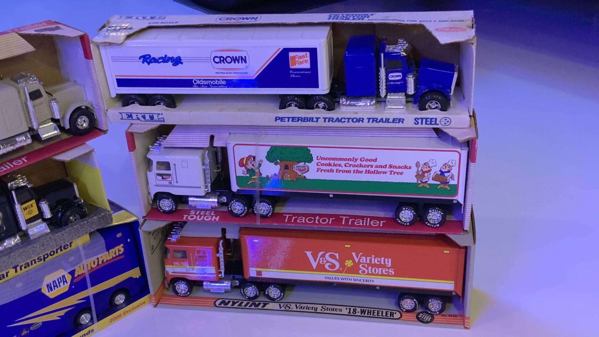 Scale Model Die-cast Semi Trucks- Lot Of 10 at The Eddie Vannoy ...