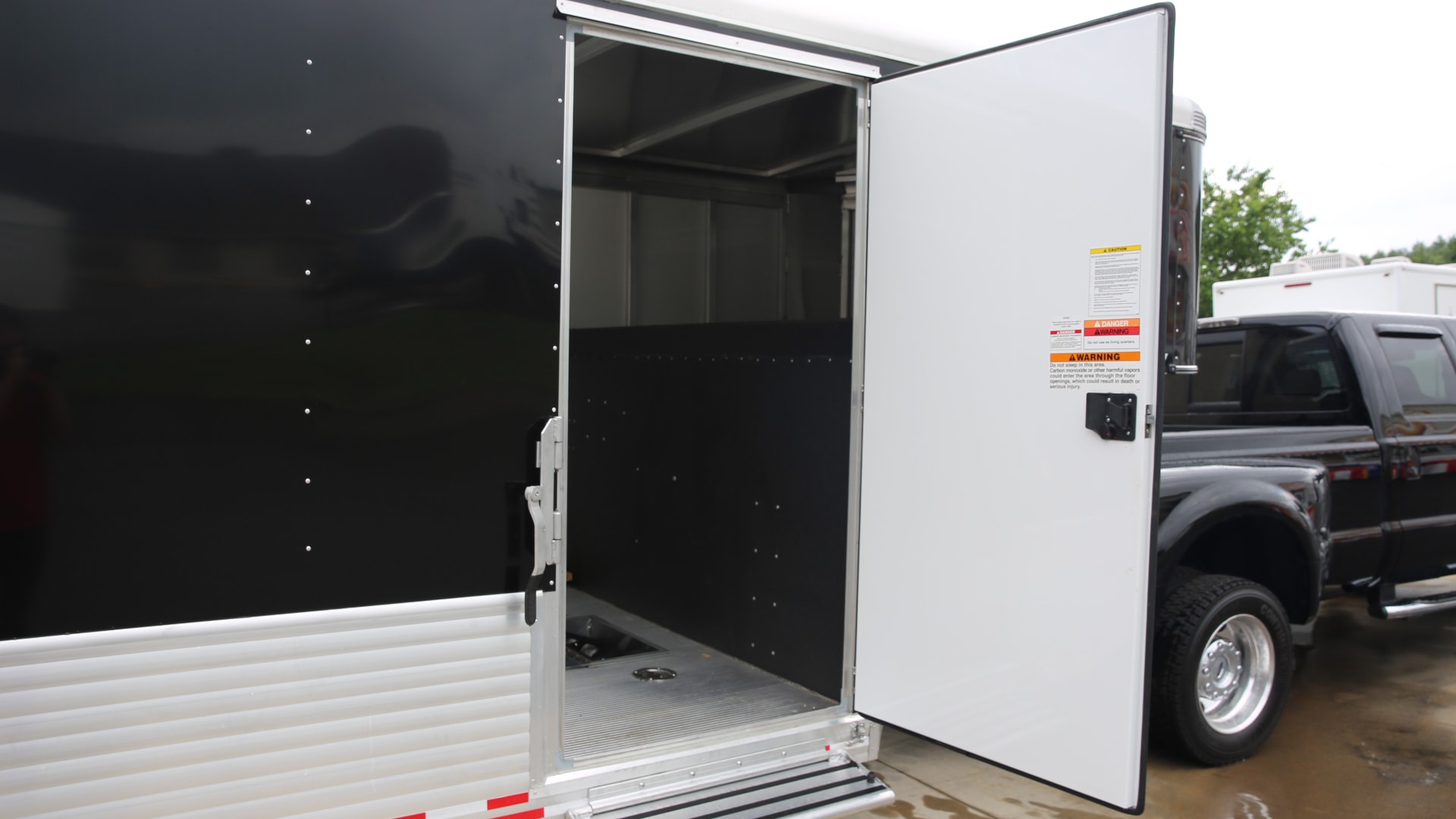 2016 Sundowner 26' Enclosed Trailer at The Eddie Vannoy Collection 2020 ...