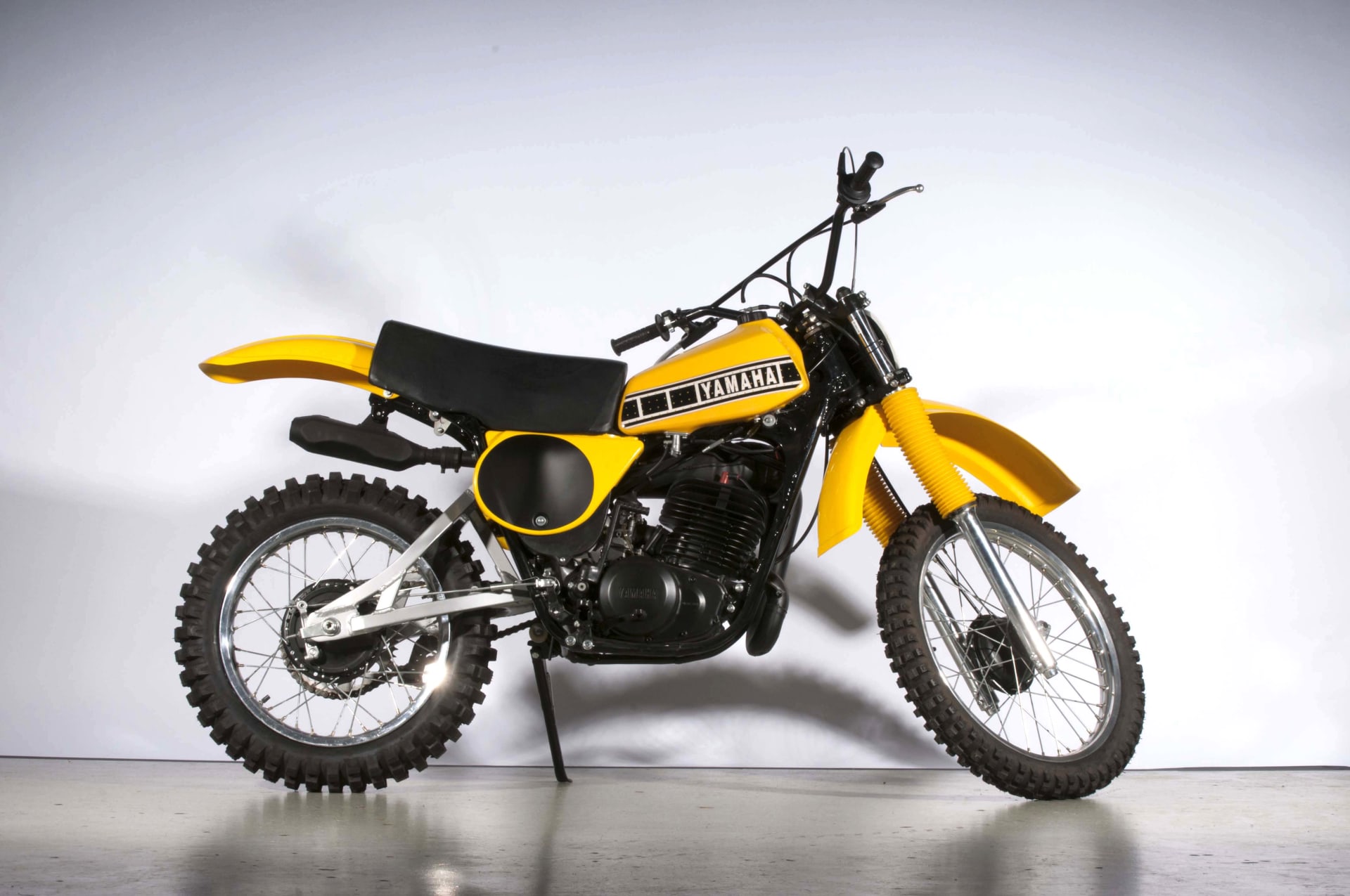 1978 Yamaha YZ400 at Harrisburg 2014 asU6 - Mecum Auctions