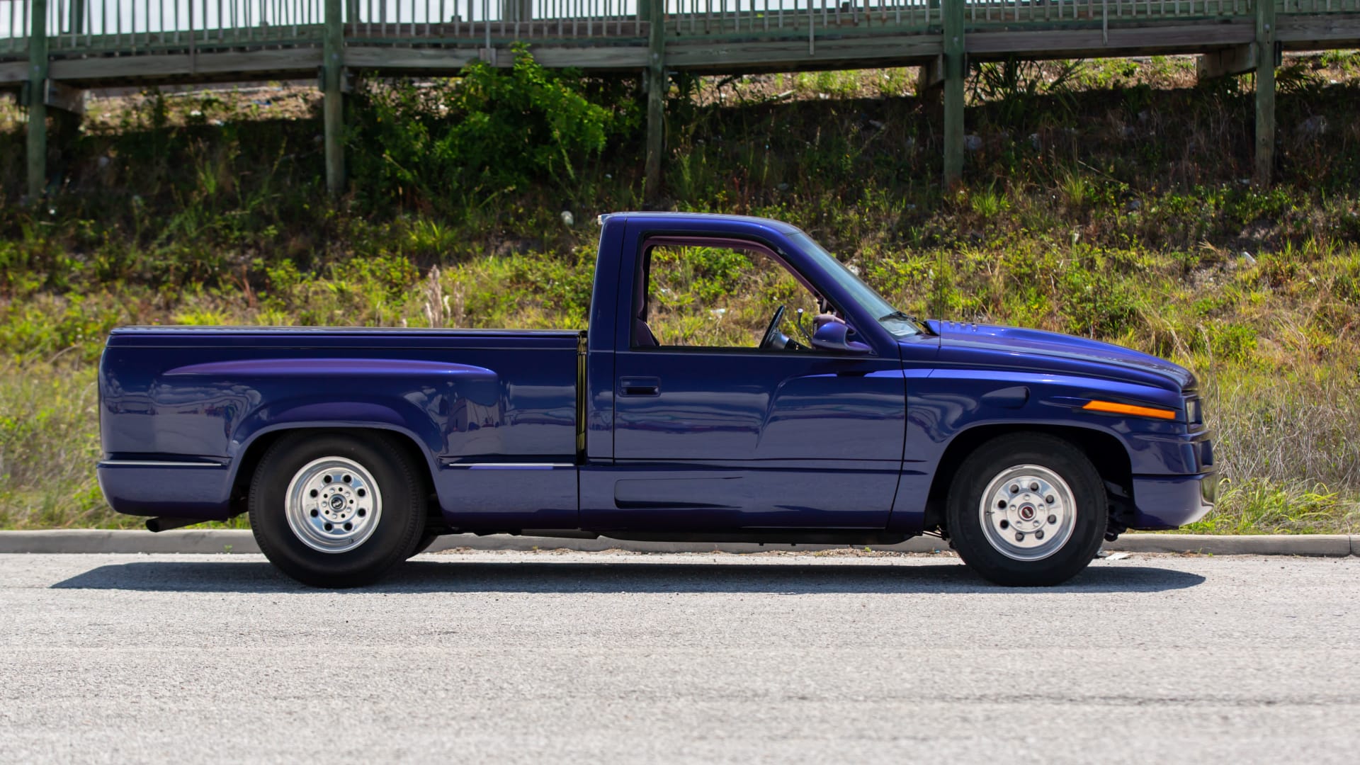 1990 GMC Resto Mod Pickup at Harrisburg 2019 as S137 - Mecum Auctions