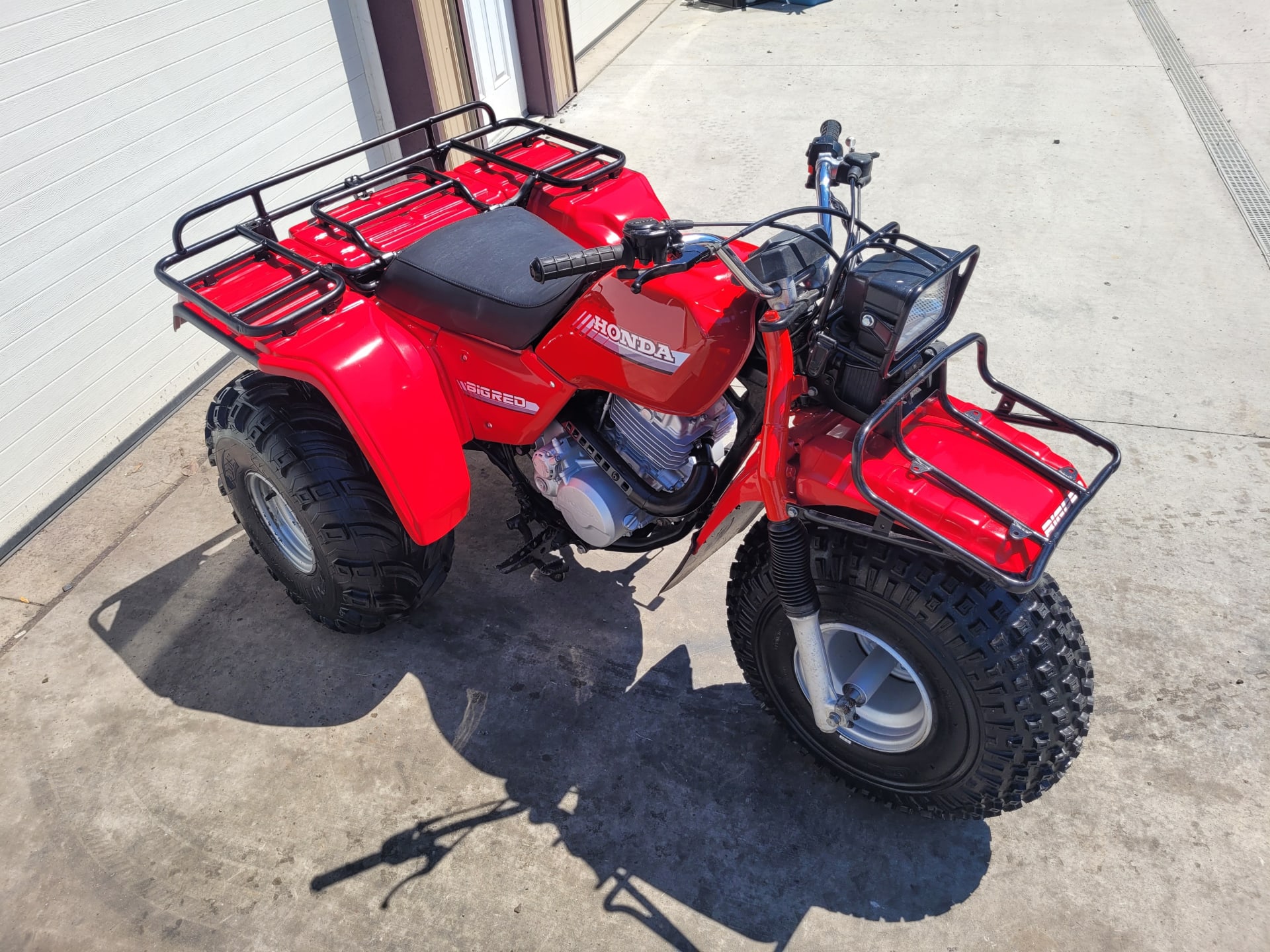 1986 Honda ATC 250ES Big Red at Harrisburg 2022 as W1 - Mecum Auctions