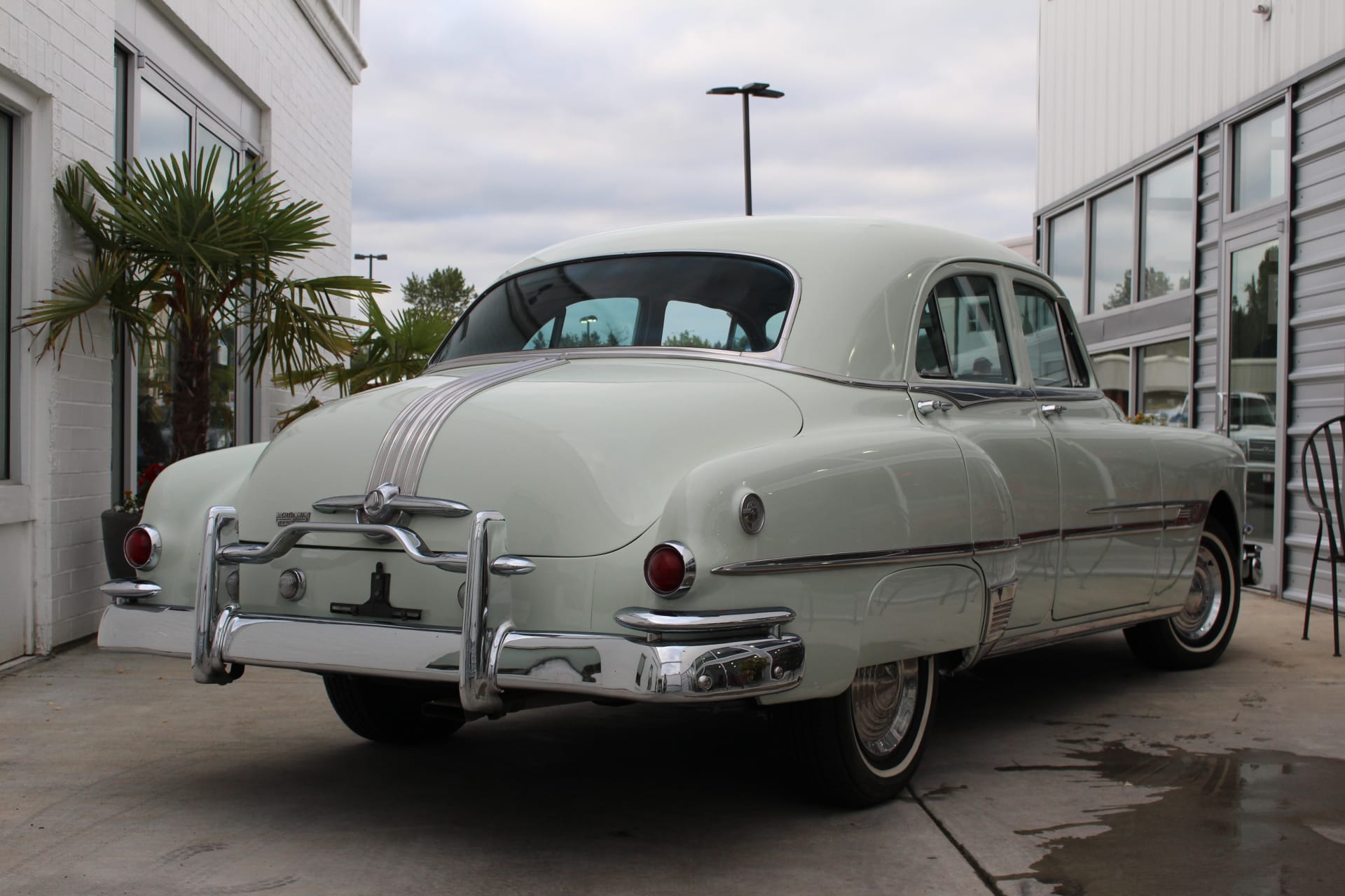 1952 Pontiac Chieftain Deluxe at Portland 2018 asF84 - Mecum Auctions
