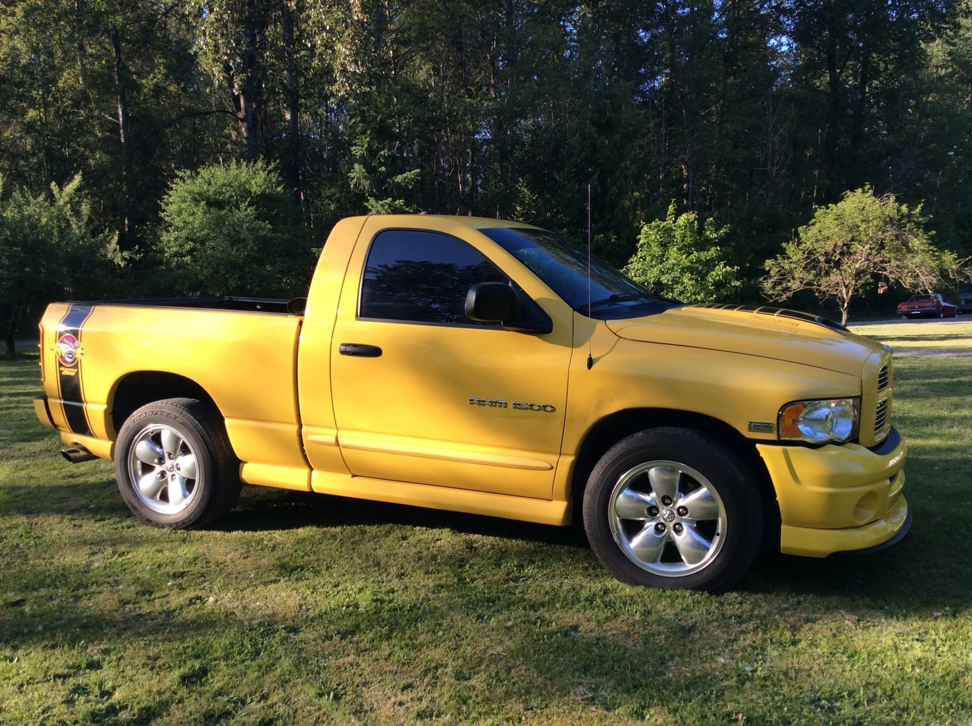 2005 Dodge Ram Rumble Bee at Portland 2018 as F182 - Mecum Auctions
