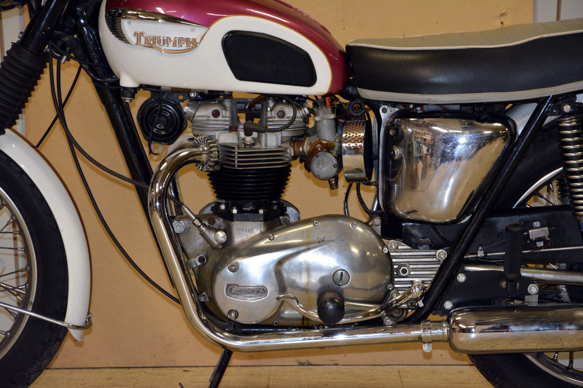 1968 Triumph T120 R Bonneville at Harrisburg Motorcycles 2015 as U98 ...