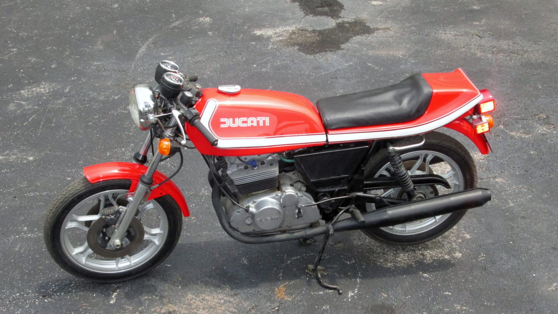 1977 Ducati 500 Desmo at Harrisburg Motorcycles 2015 as U101 - Mecum ...