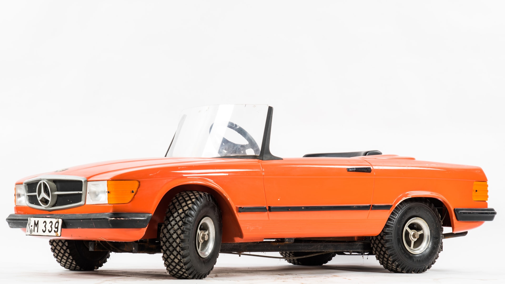 Mercedes-Benz Go Cart at Indy Road Art 2017 asK148 - Mecum Auctions