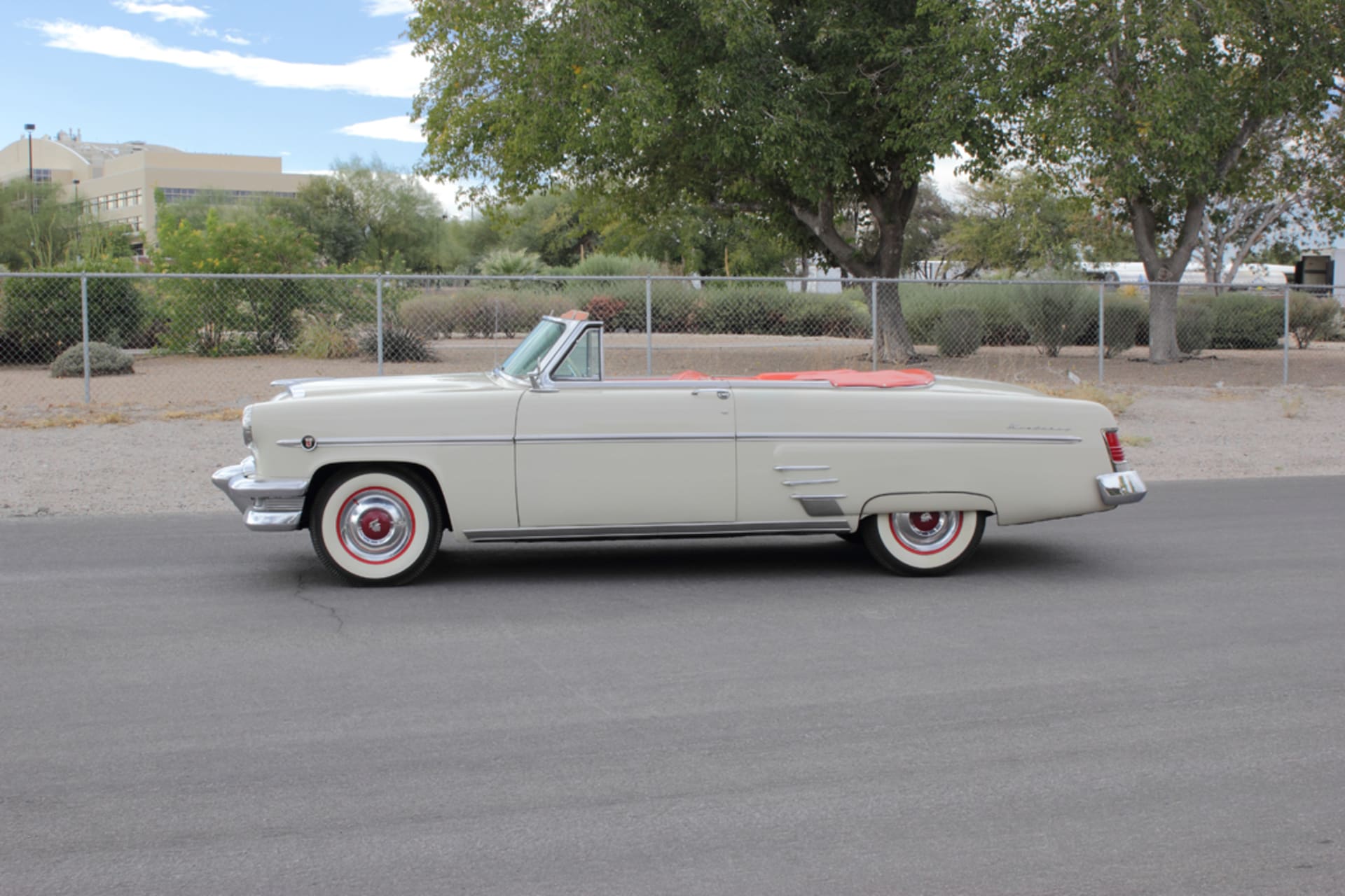 1954 Mercury Monterey Convertible at Rogers' Classic Car Museum 2015 as ...