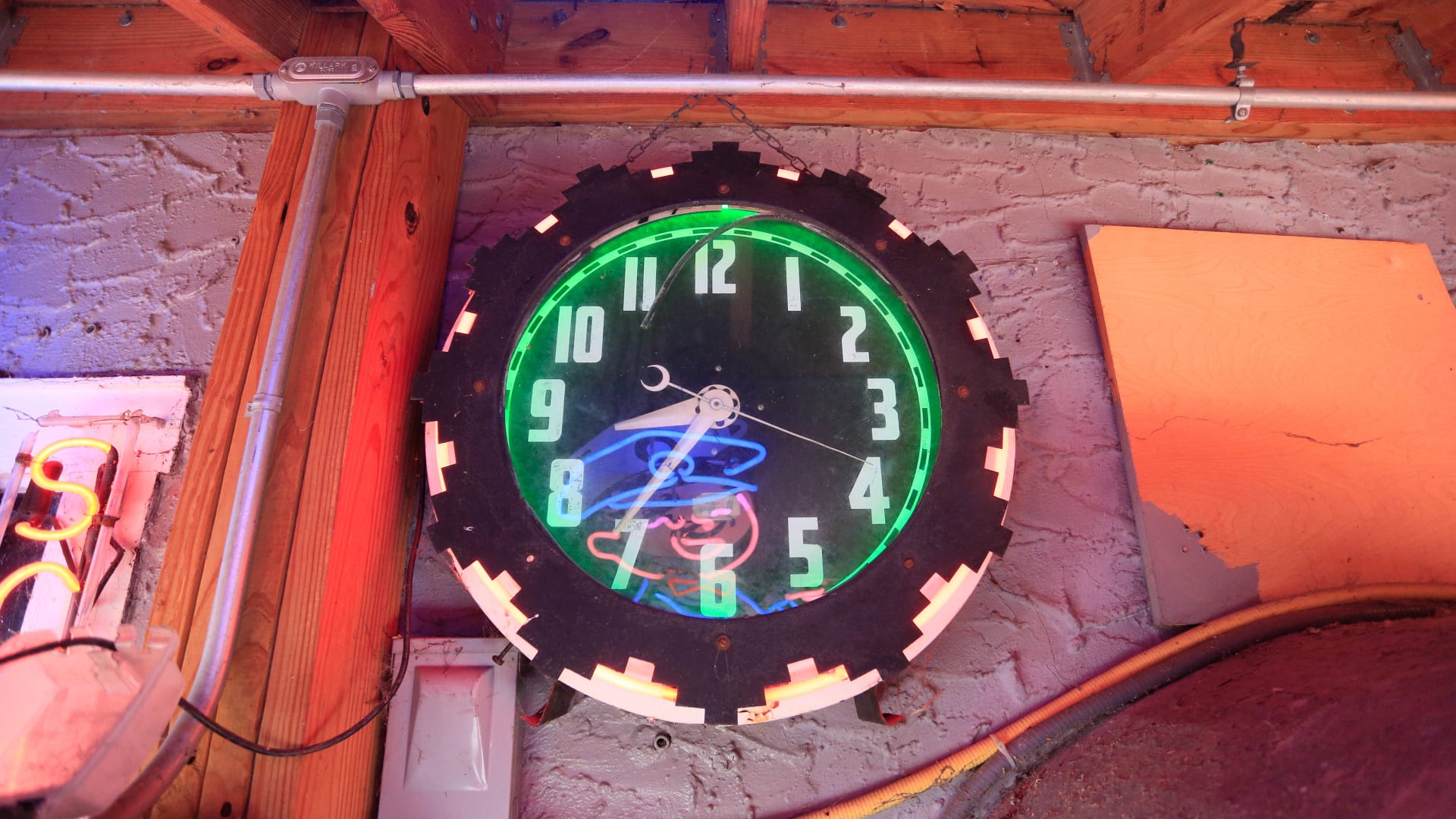 Aztec Neon Clock 26-in at Indy Road Art 2019 as J96 - Mecum Auctions