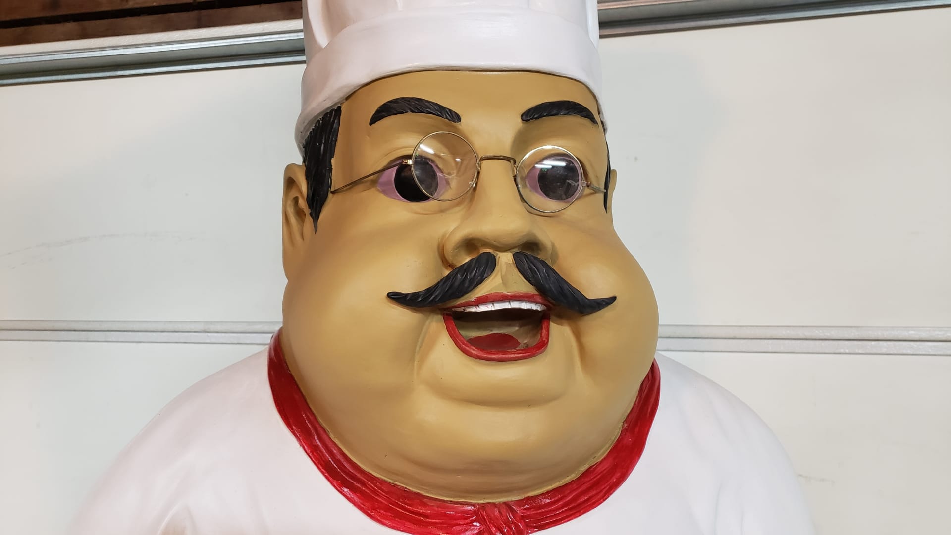 Chef Statue at Indy Road Art 2020 as M355 - Mecum Auctions