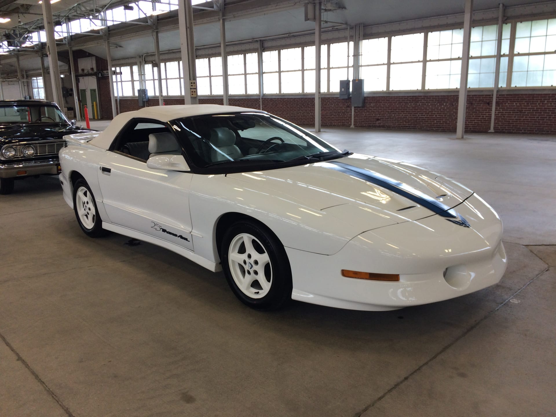 1994 Pontiac Trans Am 25th Anniversary at Indy 2015 as G122 - Mecum ...