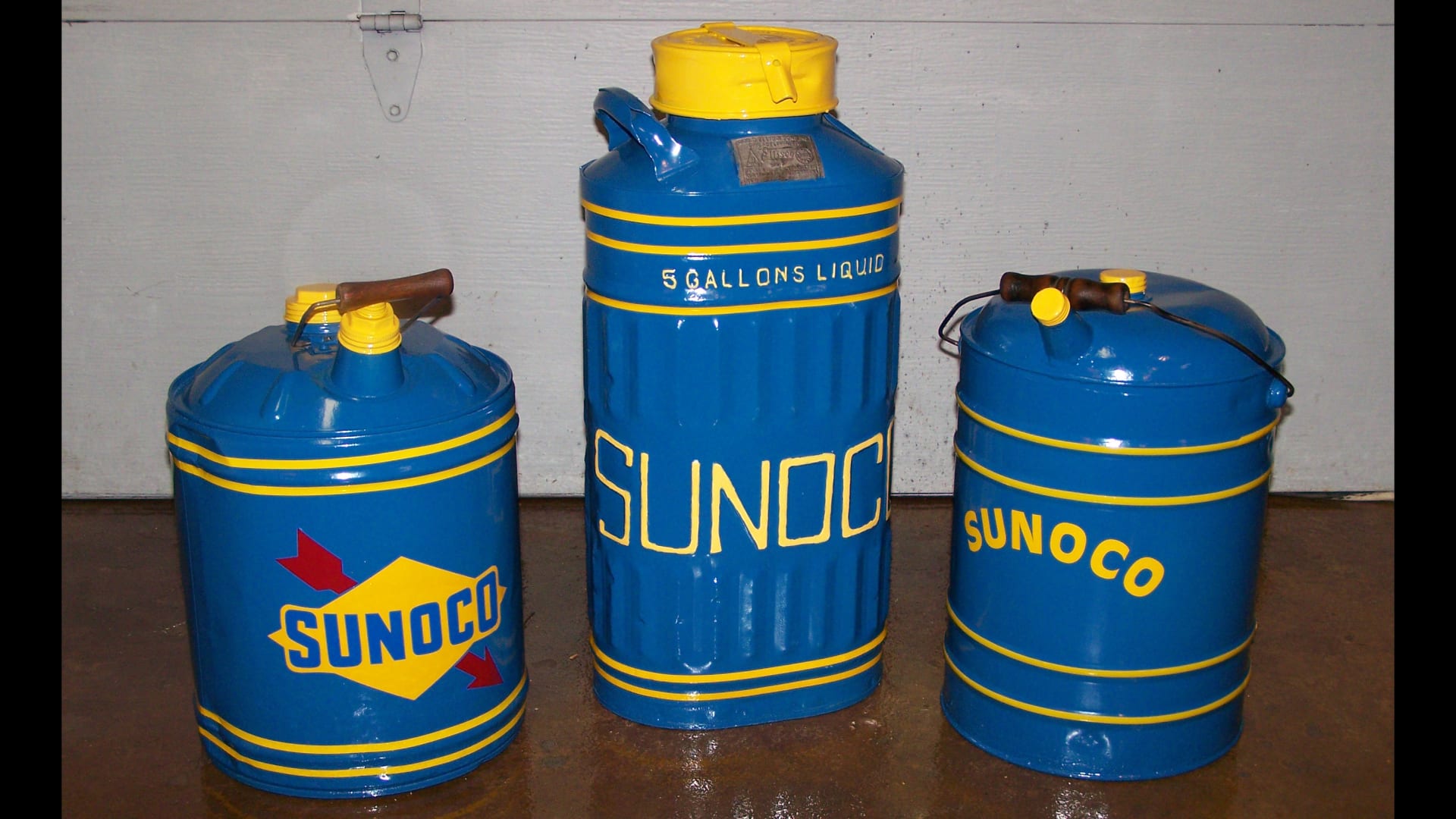 3 Sunoco Cans at Indy 2015 asA32 - Mecum Auctions