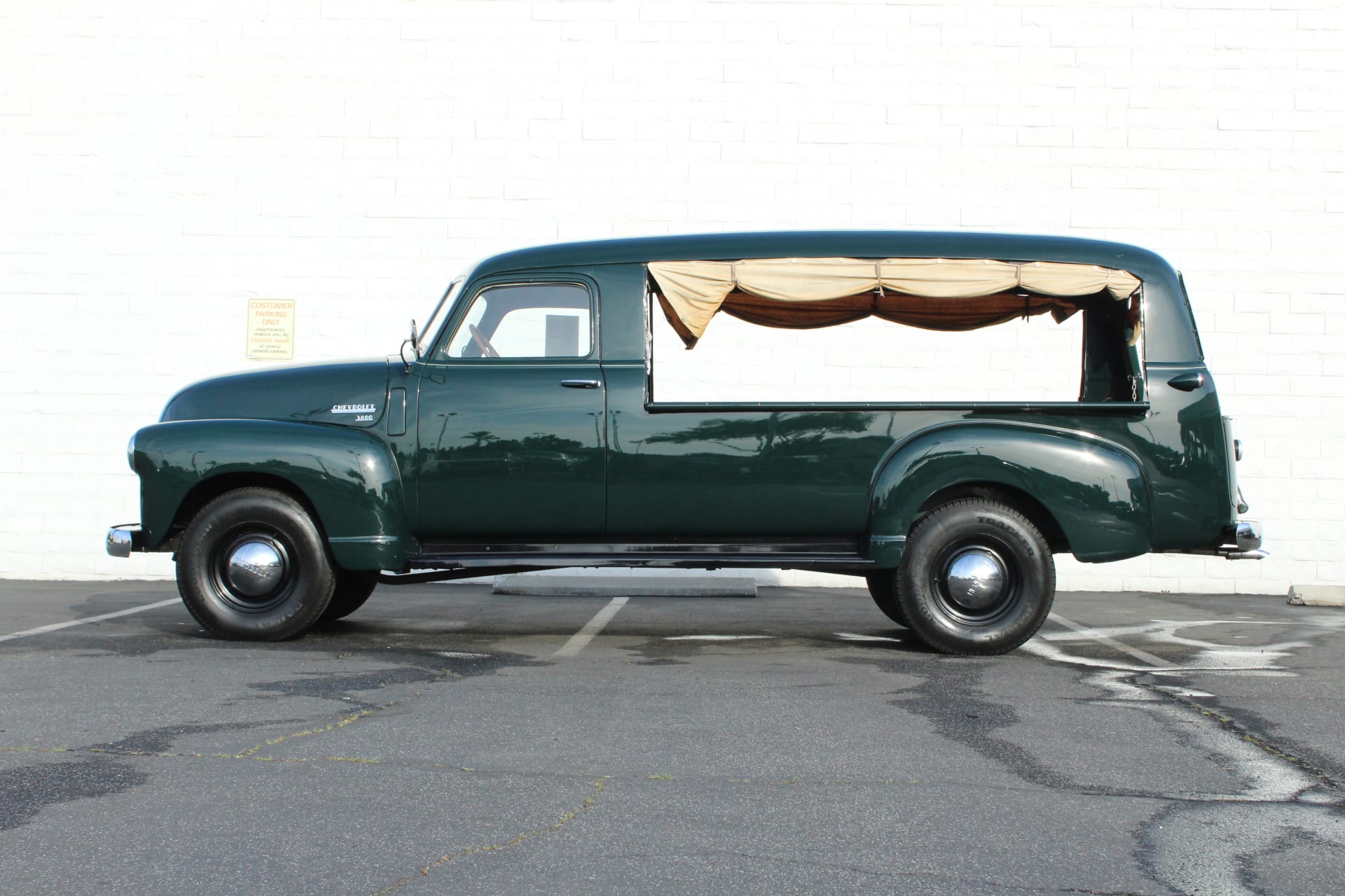 1949 Chevrolet 3800 Canopy Express at Indy 2016 asF58 - Mecum Auctions