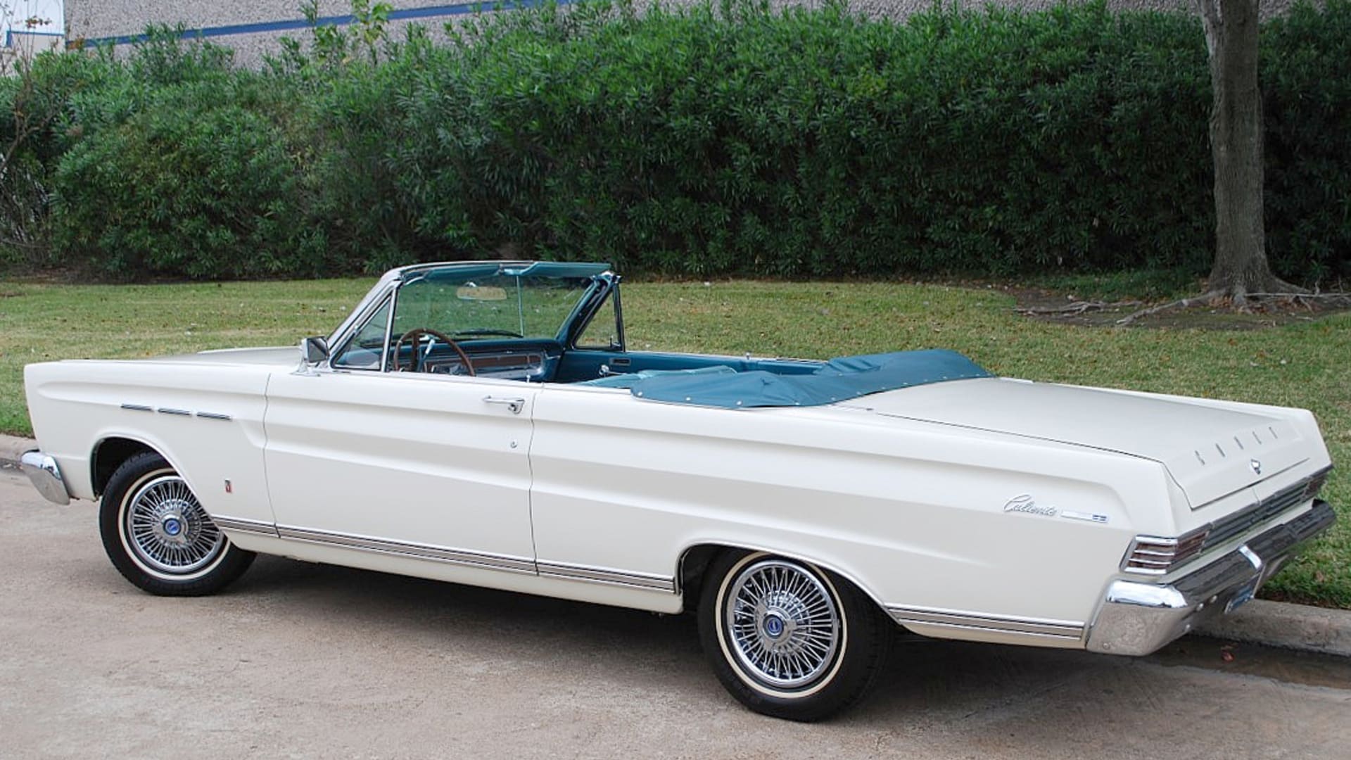 1965 Mercury Comet Caliente Convertible at Indy 2016 as W196.1 - Mecum ...