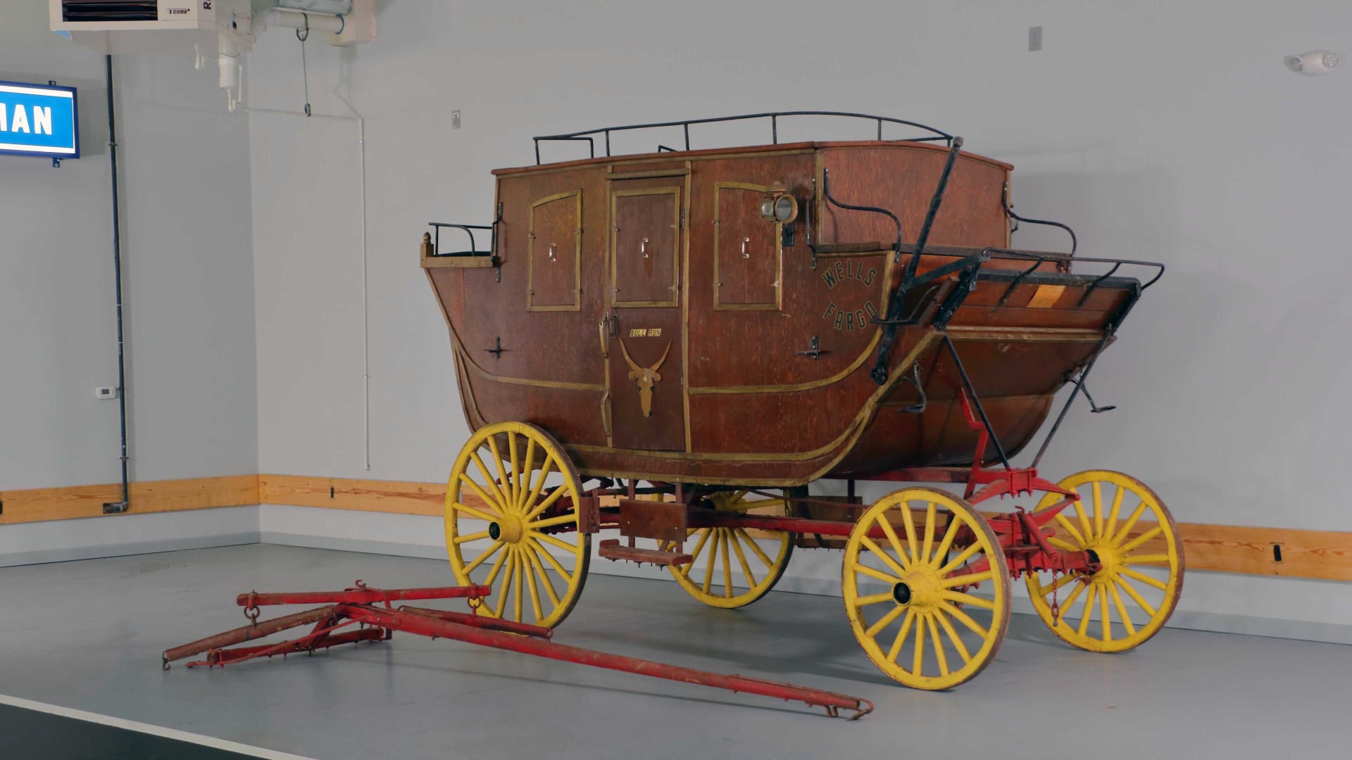 Wells Fargo Stagecoach at Indy 2017 as T157 - Mecum Auctions