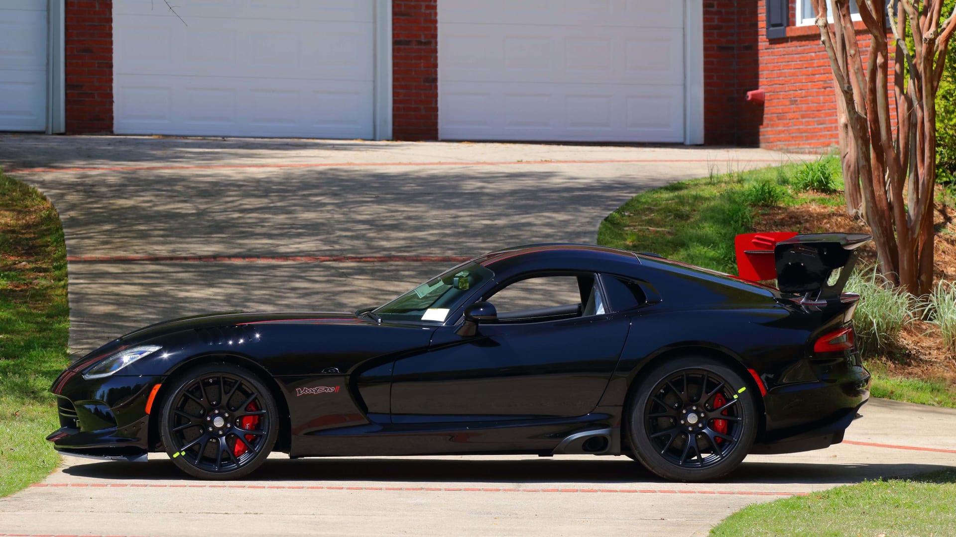 2017 Dodge Viper ACR Voodoo II Edition at Indy 2017 as S144 - Mecum ...