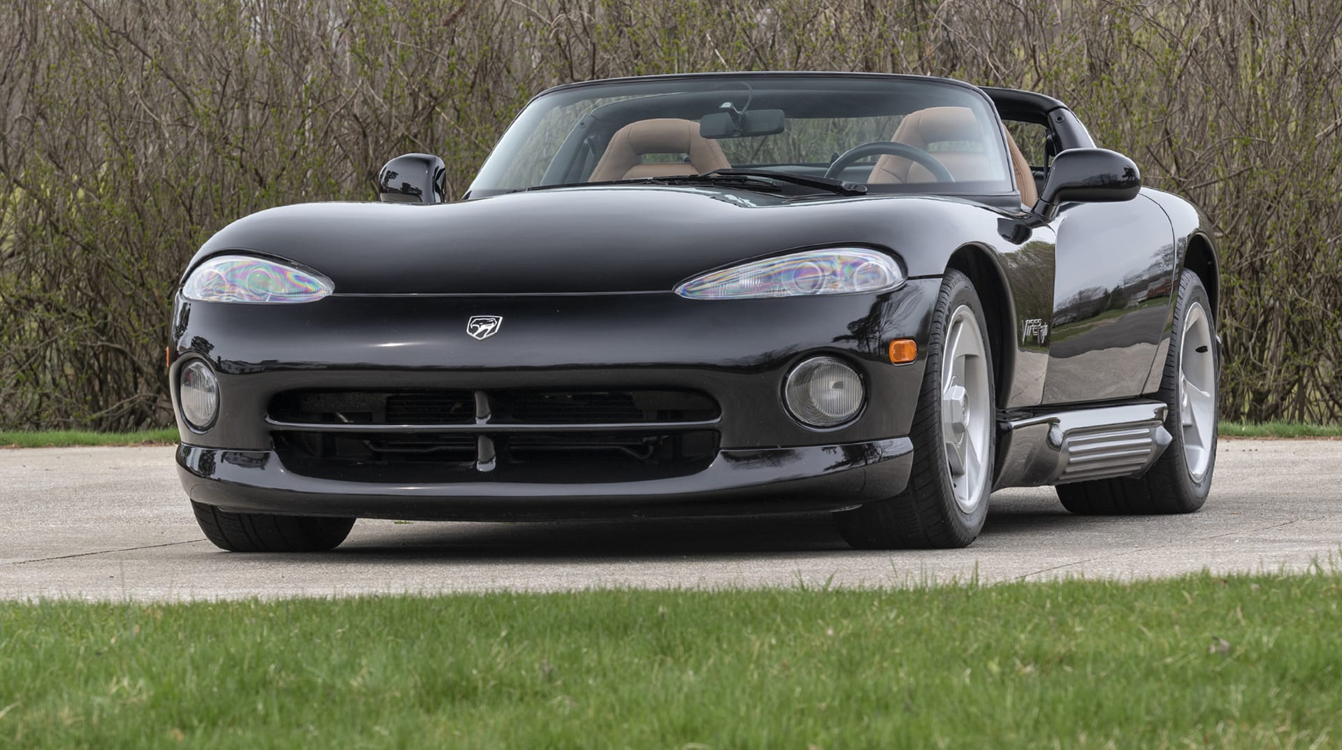 1995 Dodge Viper RT/10 Roadster at Indy 2019 as W7 - Mecum Auctions