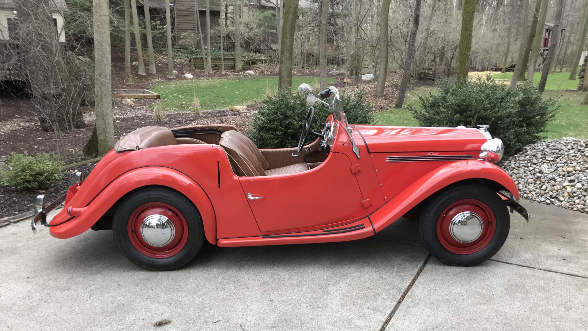 1953 Singer 4AD Roadster at Indy 2019 as W270 - Mecum Auctions