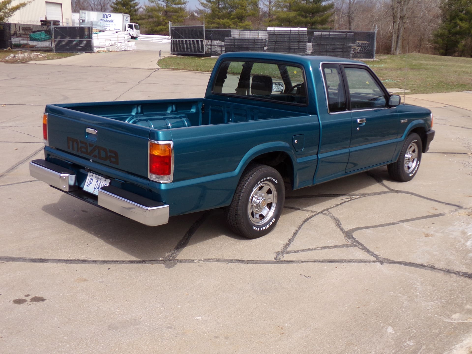 1993 Mazda B2200 Pickup at Indy 2019 as U30 - Mecum Auctions