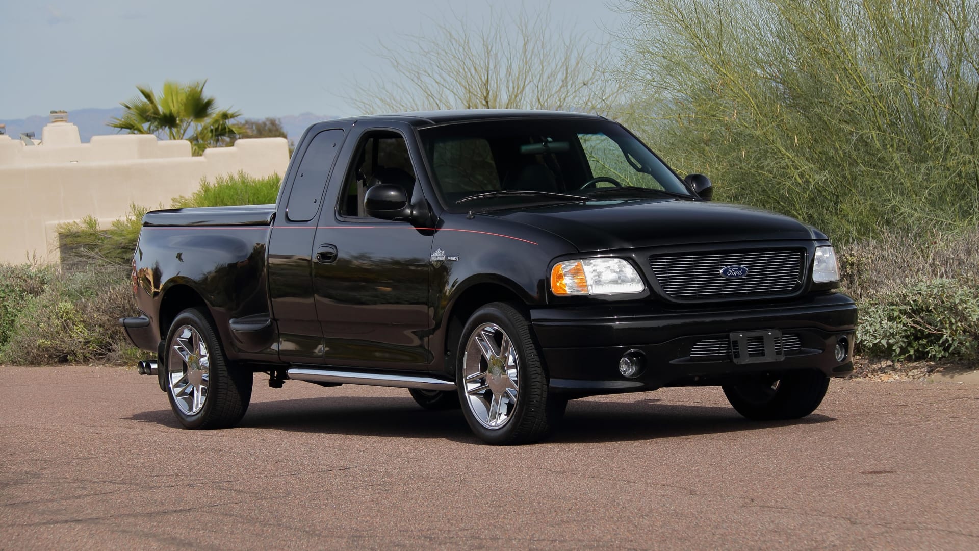 2000 Ford F150 Harley-Davidson Edition at Indy 2020 as T130 - Mecum ...