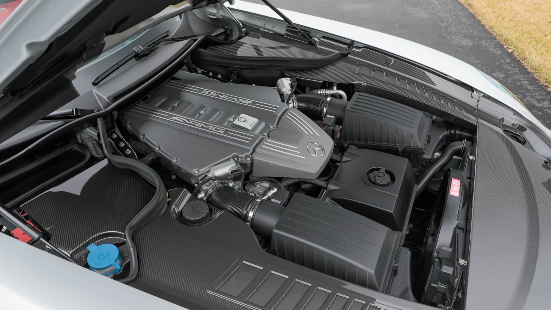 2012 Mercedes-Benz SLS AMG Roadster at Indy 2020 as S112 - Mecum Auctions