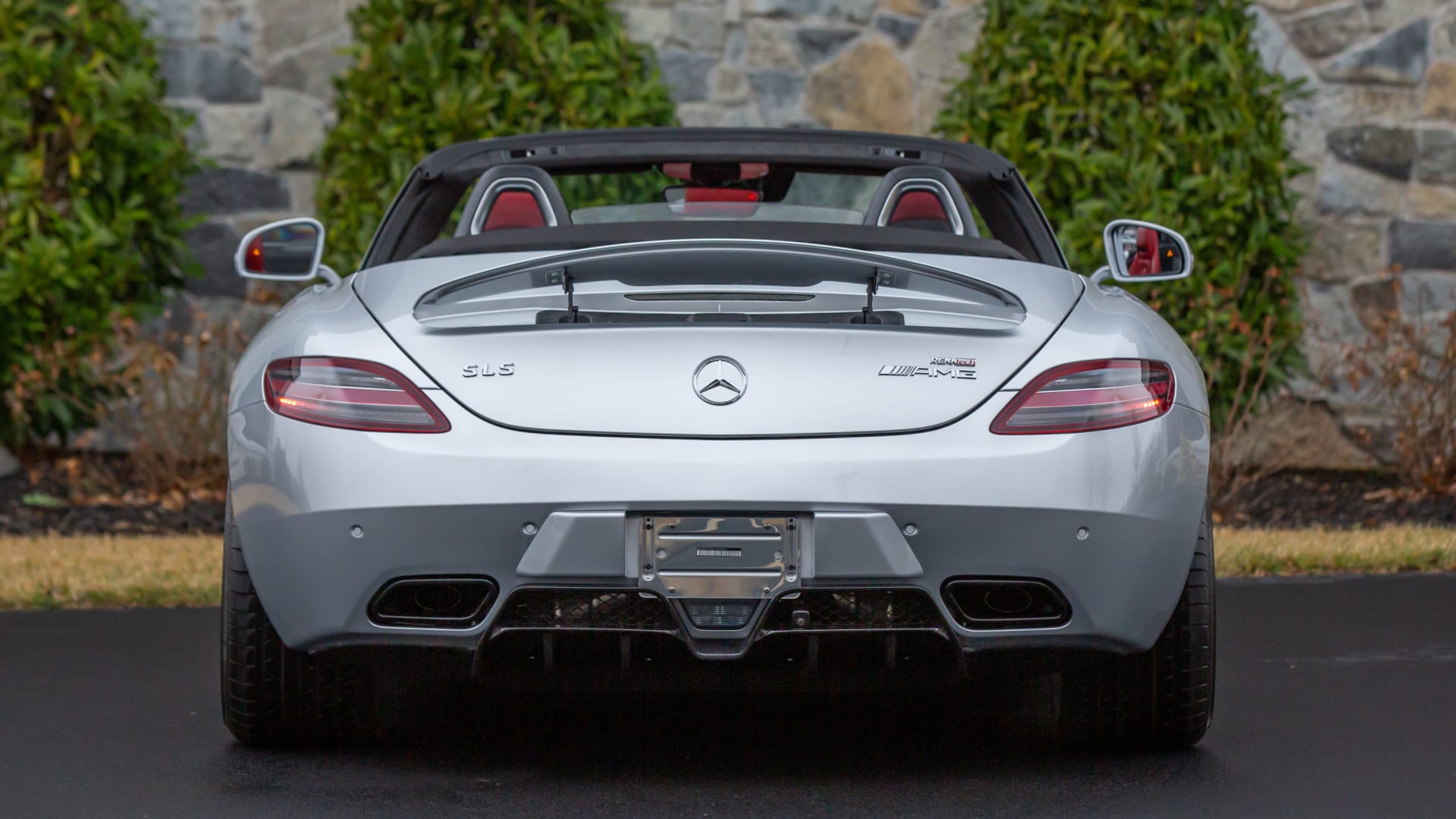 2012 Mercedes-Benz SLS AMG Roadster at Indy 2020 as S112 - Mecum Auctions