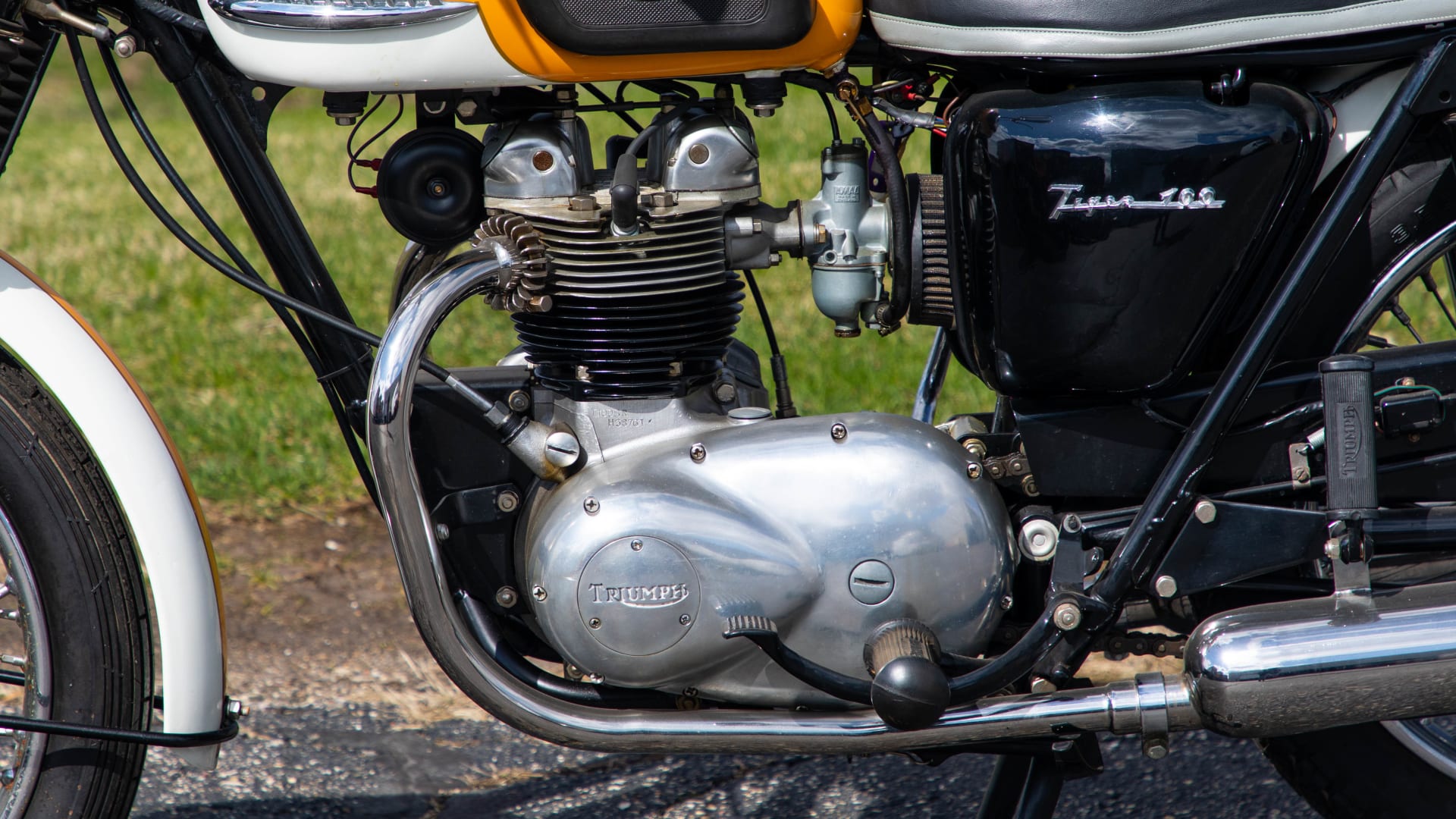 1965 Triumph Tiger 650 at Indy 2020 as L94 - Mecum Auctions