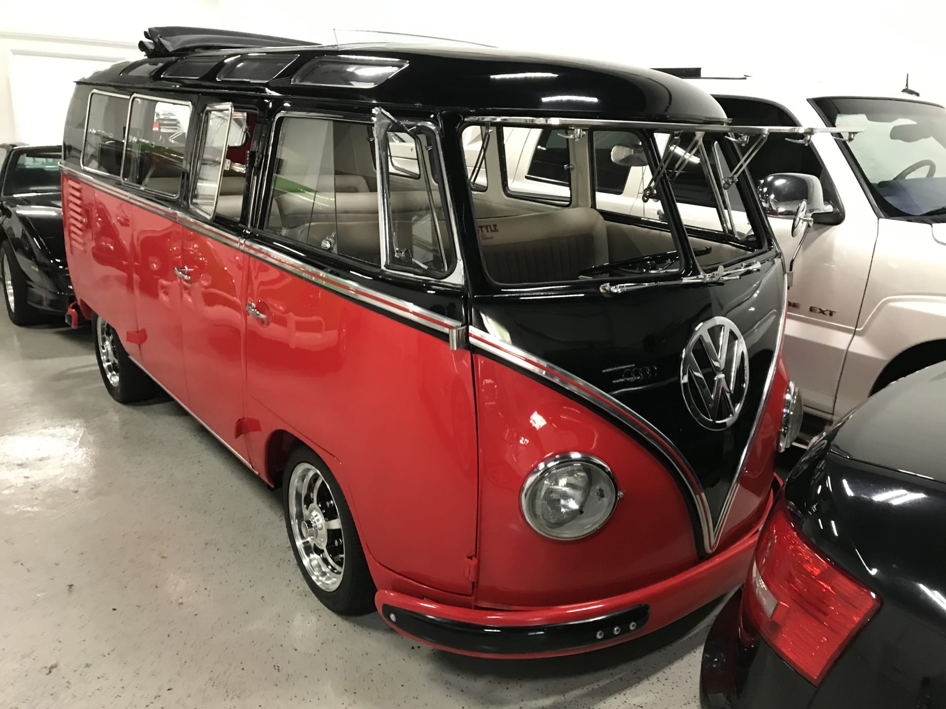 1961 Volkswagen Vanagon at Indy 2020 as K160 - Mecum Auctions