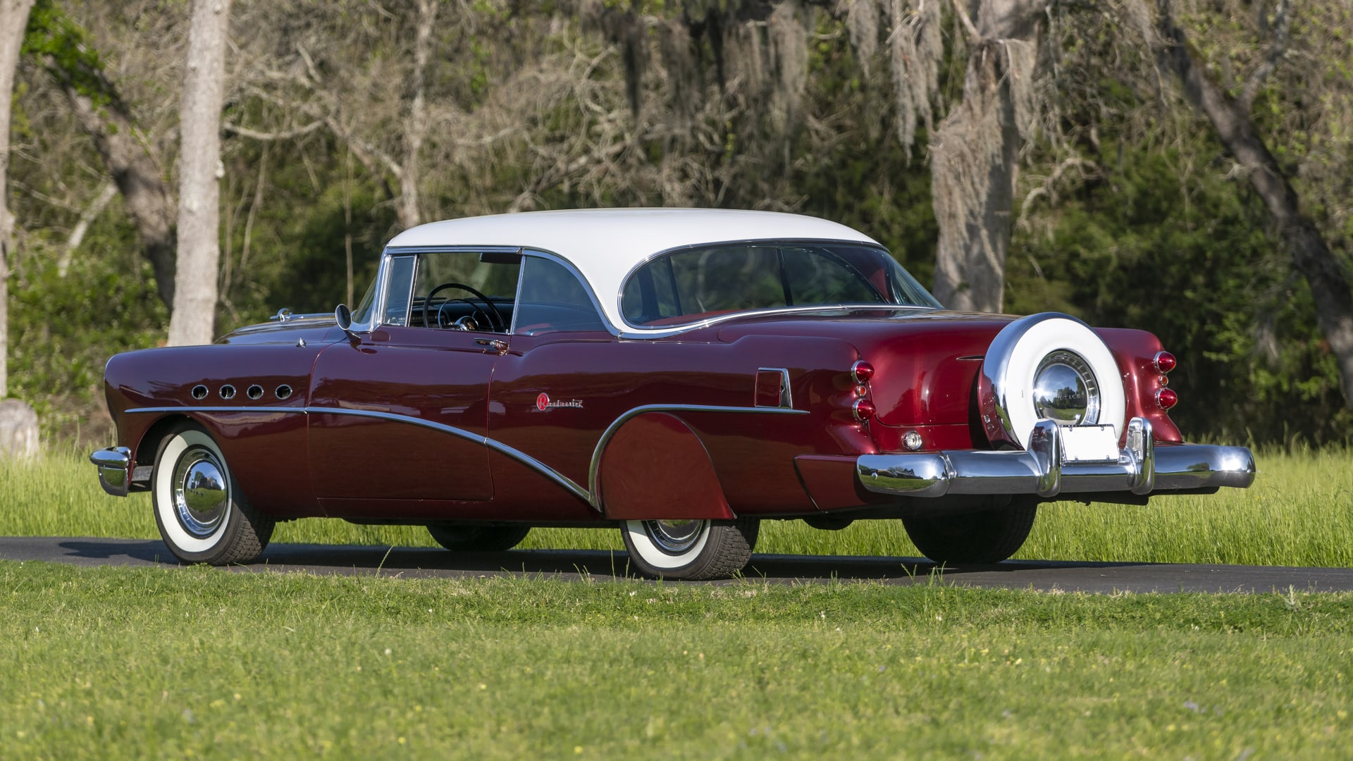 1954 Buick Roadmaster Hardtop at Indy 2021 asL23 - Mecum Auctions