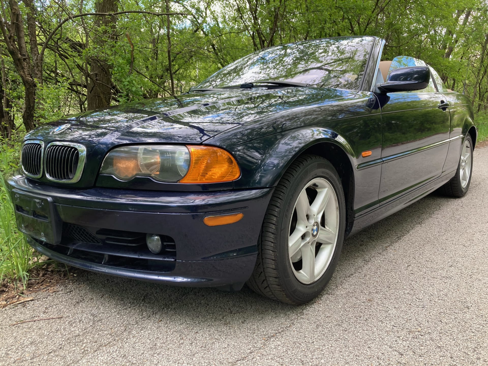 2002 BMW 325i at Indy 2021 as L195 - Mecum Auctions