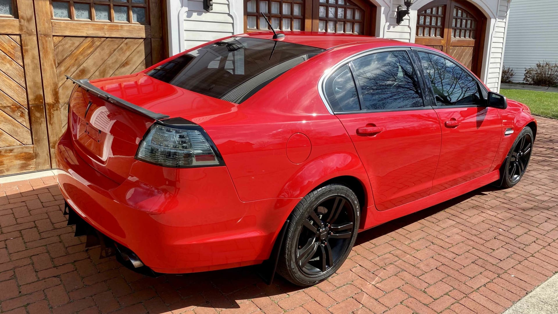 2008 Pontiac G8 Custom at Indy 2022 as L156 - Mecum Auctions