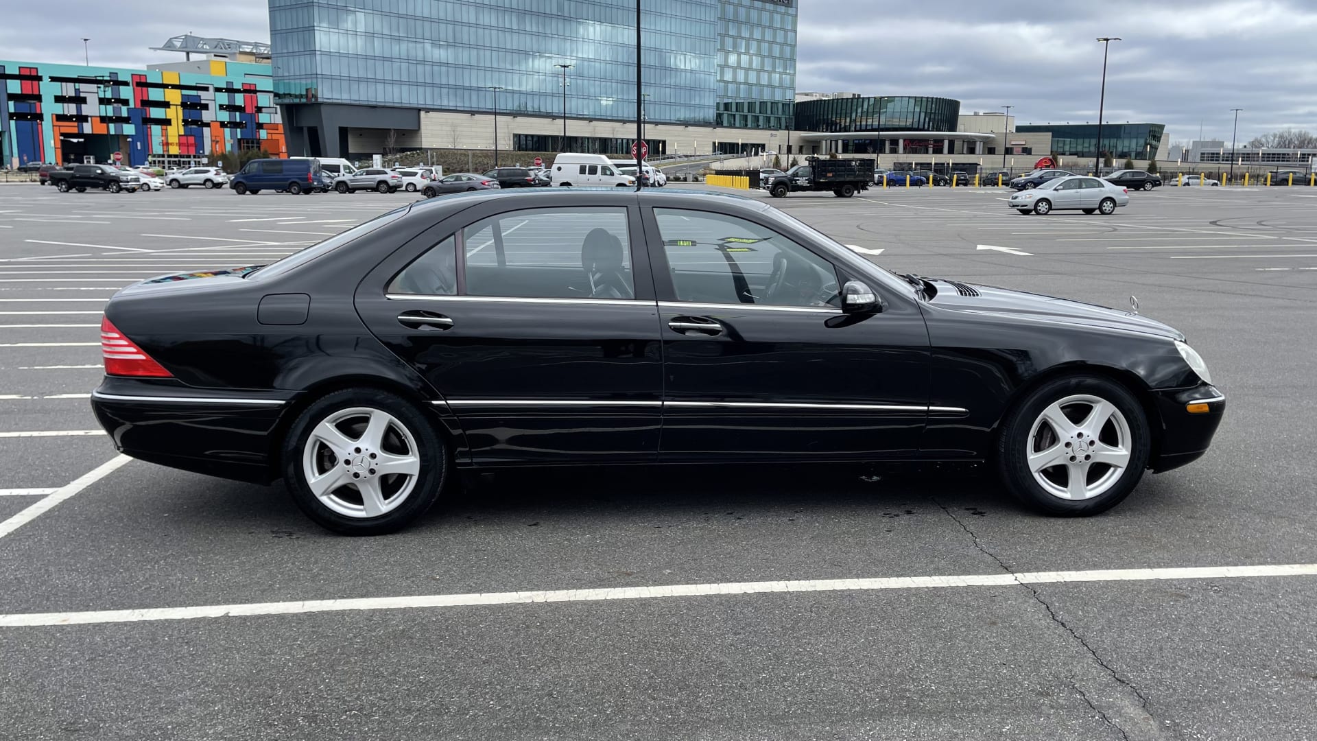 2004 Mercedes-Benz S430 Sedan at Indy 2022 as L185 - Mecum Auctions