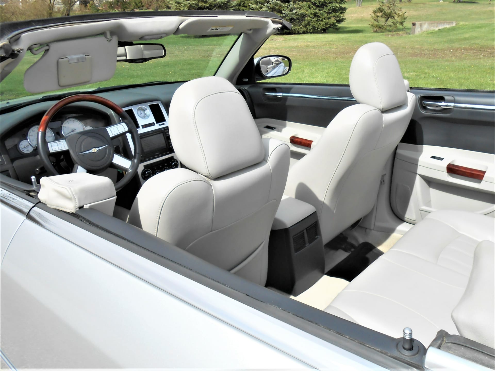 2005 Chrysler 300 Convertible Conversion at Indy 2022 as G116 - Mecum ...