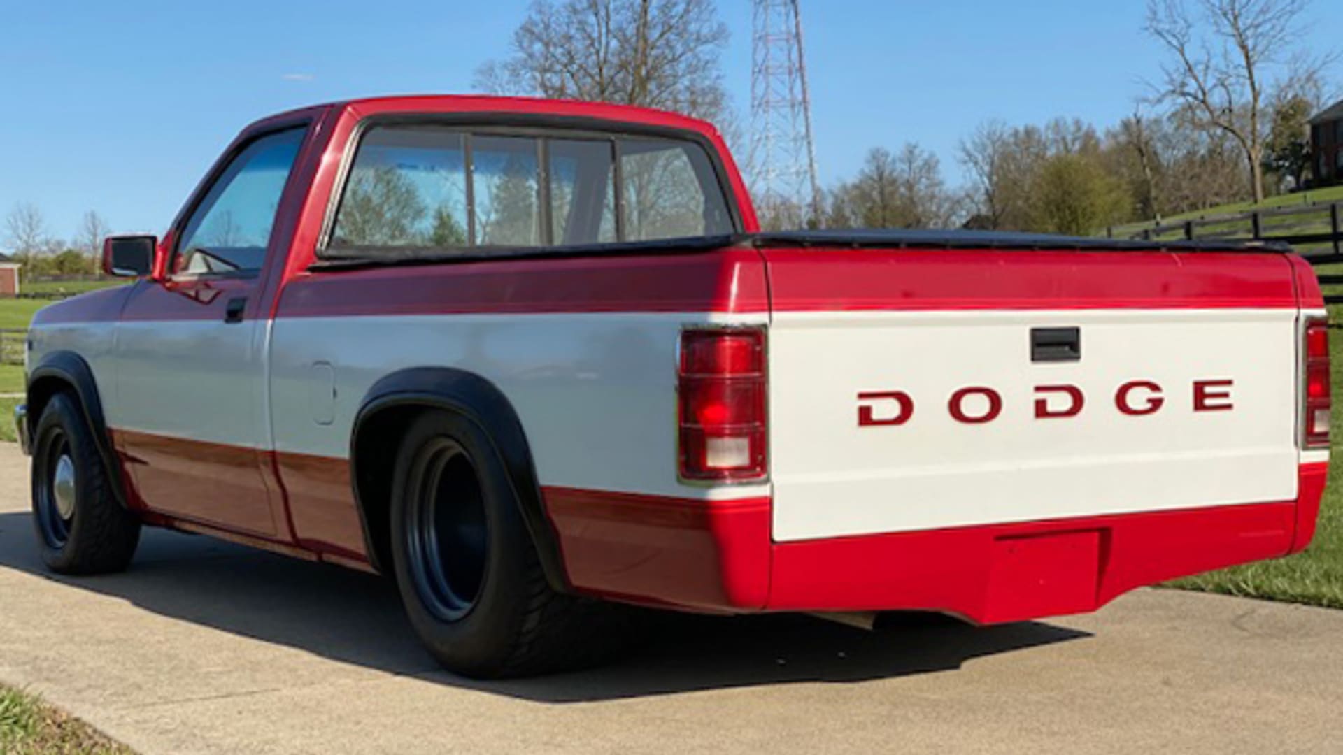 1992 Dodge Dakota Pickup at Indy 2022 as G159 - Mecum Auctions