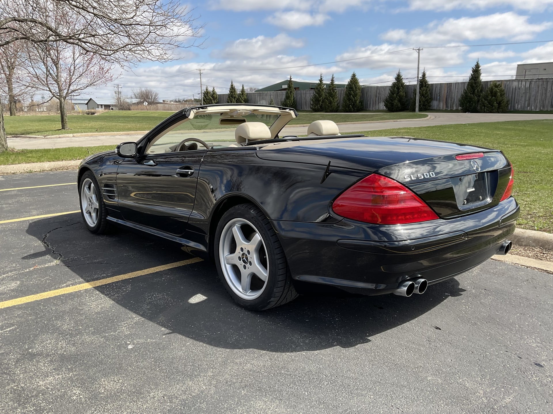 2003 Mercedes-Benz SL500 Convertible at Indy 2022 as G284 - Mecum Auctions