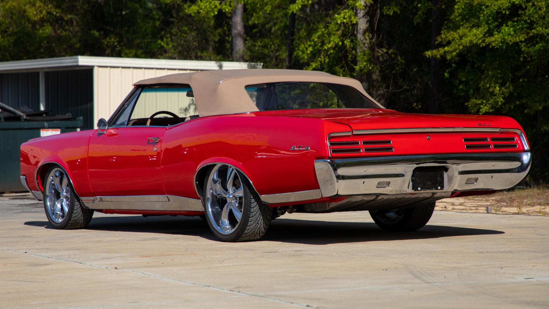 1967 Pontiac GTO Custom at Indy 2022 as S7 - Mecum Auctions