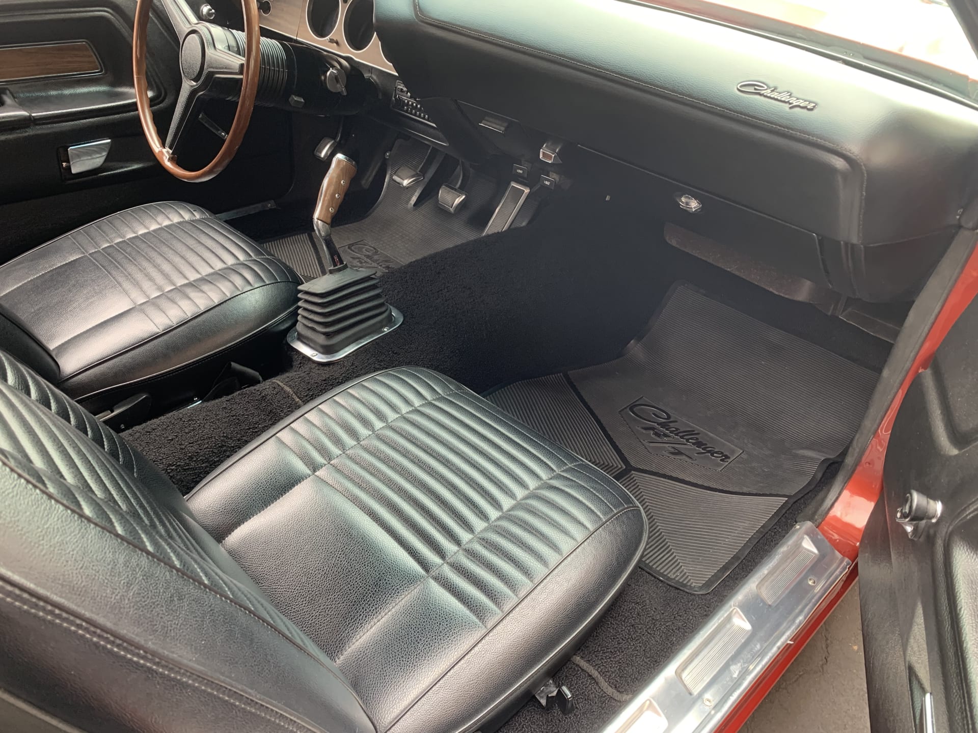 1970 Dodge Challenger R/T at Indy 2022 as S59 - Mecum Auctions