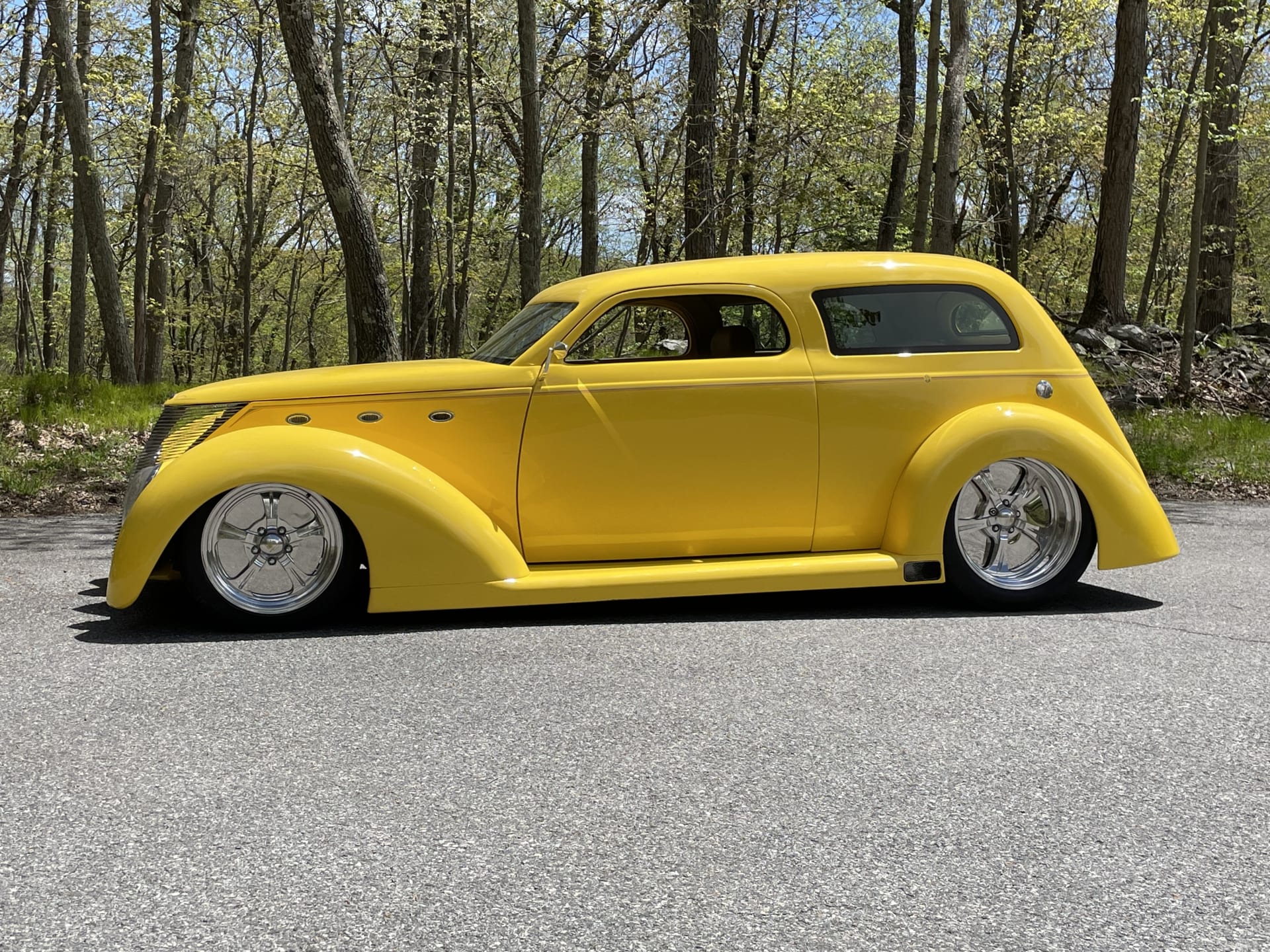 1937 Ford Custom Street Rod at Indy 2022 as S38.1 - Mecum Auctions