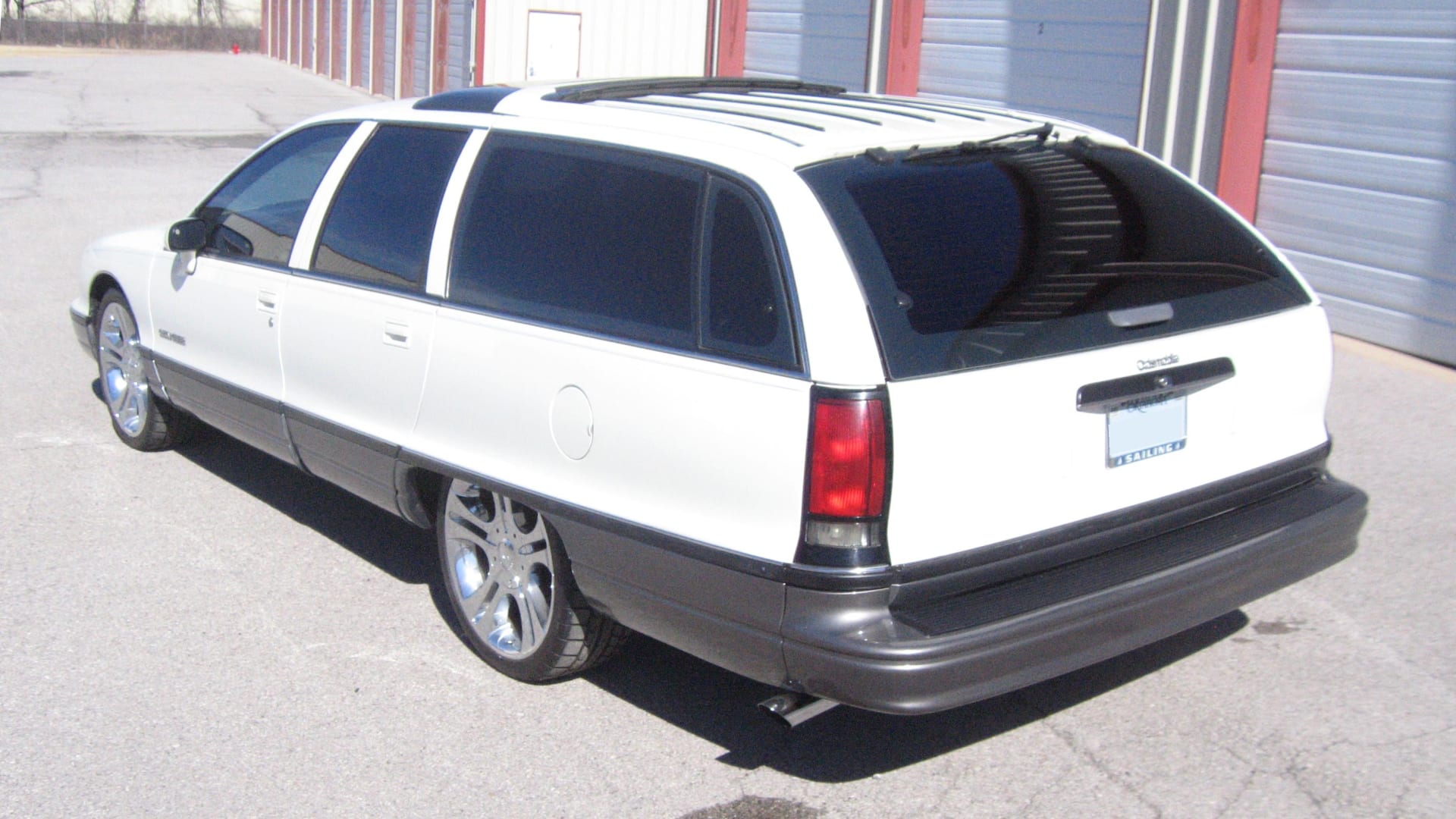1992 Oldsmobile Custom Cruiser Station Wagon at Tulsa 2022 as T100 ...