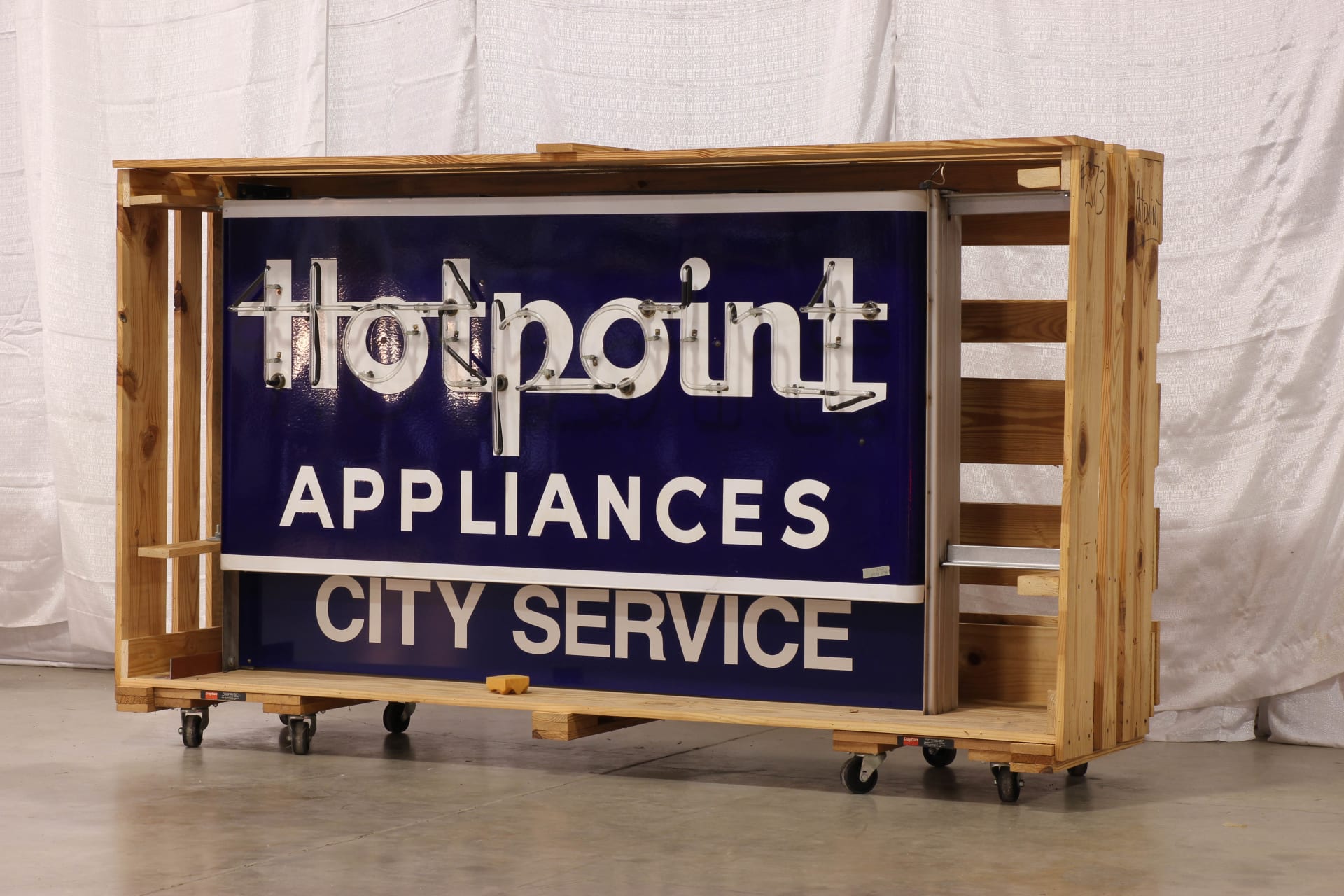 Hotpoint Appliances 70x45x15 at The Walker Sign Collection 2015 as S235 ...