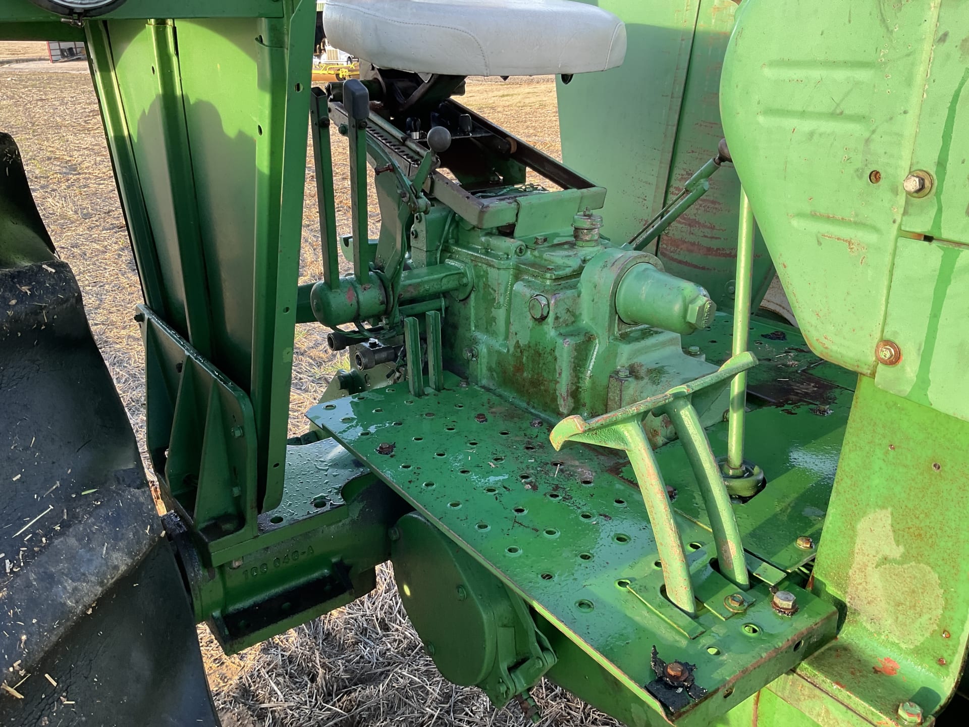 1962 Oliver 1900 Diesel at Gone Farmin' Spring Classic 2023 as S57 ...