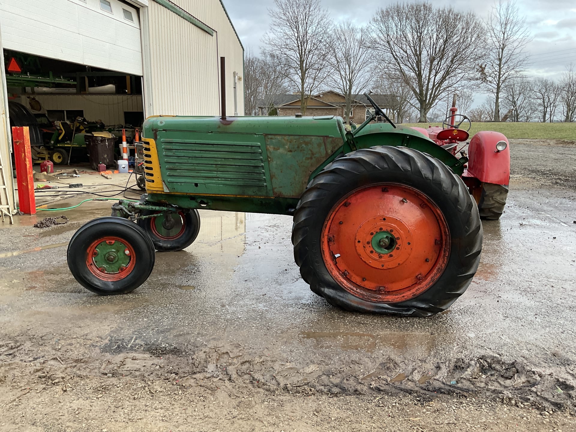 1950 Oliver 88 at Gone Farmin' Spring Classic 2023 as S127 - Mecum Auctions