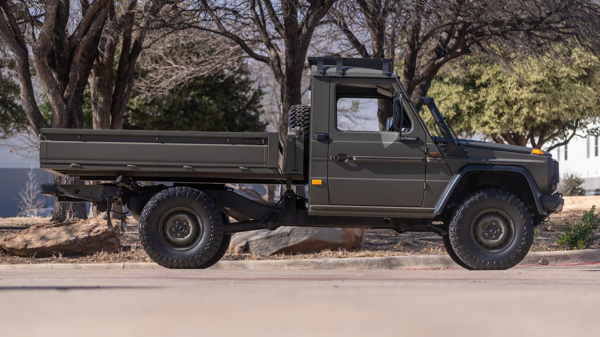 1993 Mercedes-Benz W461 Pickup at Glendale 2023 as F71 - Mecum Auctions