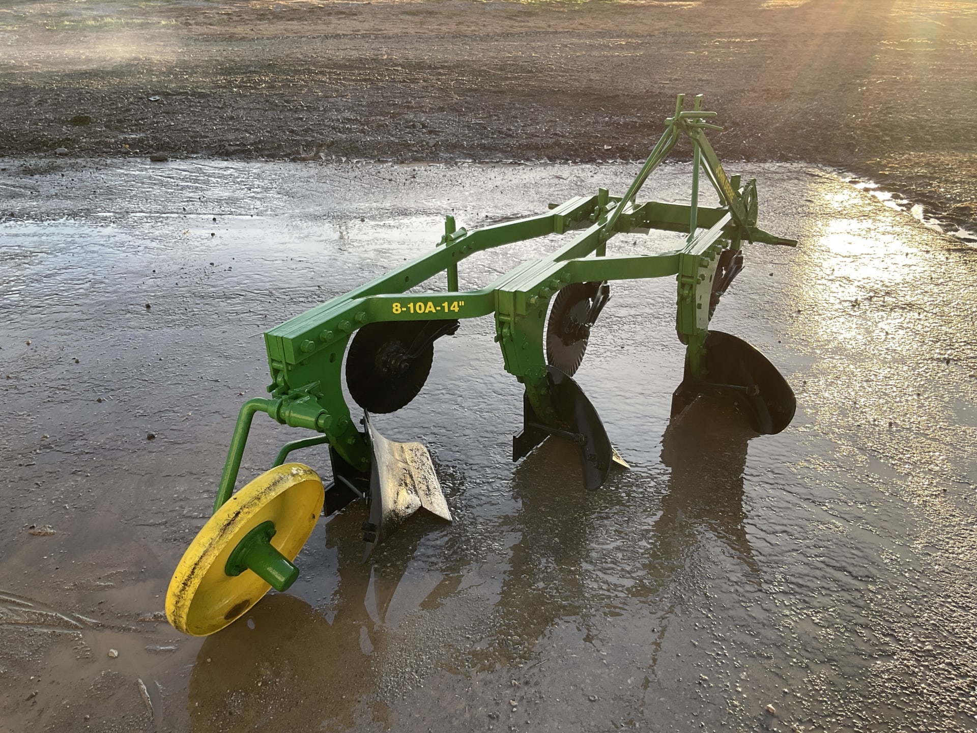 John Deere 3-Bottom Plow at Gone Farmin' Spring Classic 2023 as H6 ...
