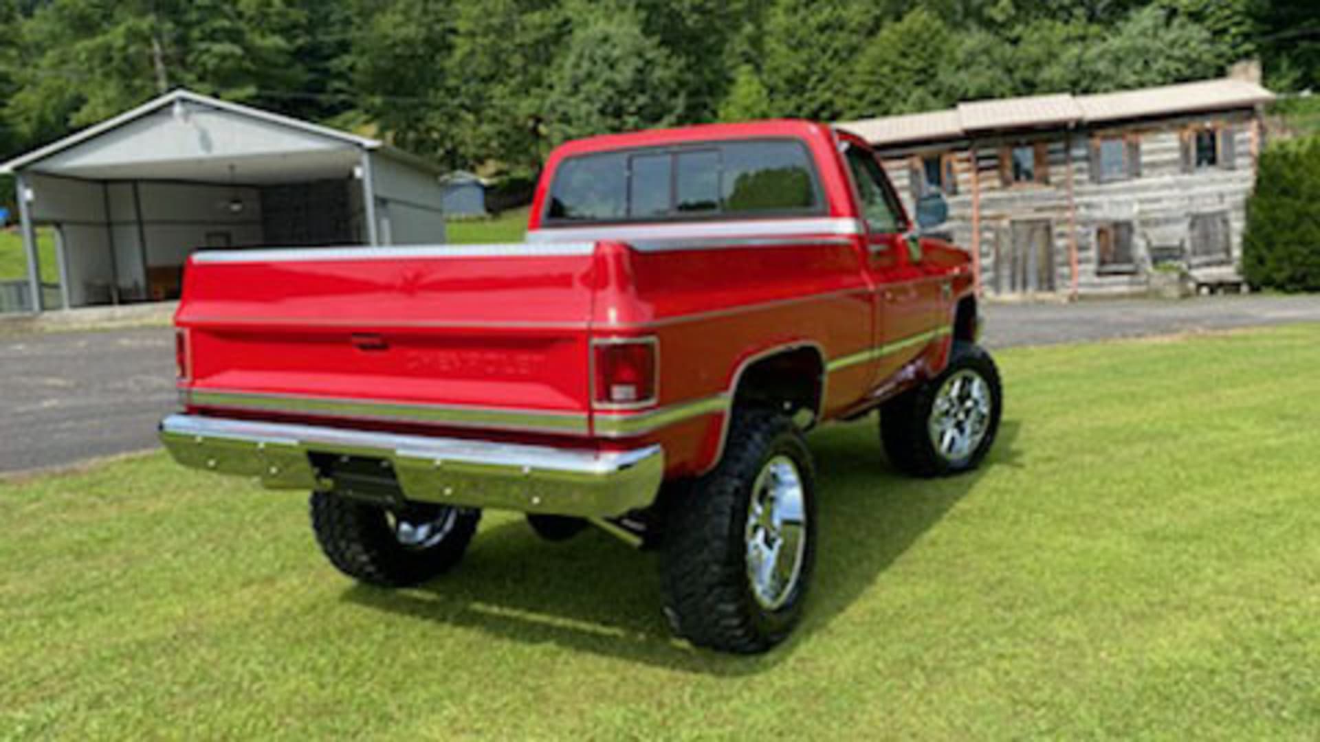 1984 Chevrolet K10 Pickup at Indy 2023 as W60 - Mecum Auctions