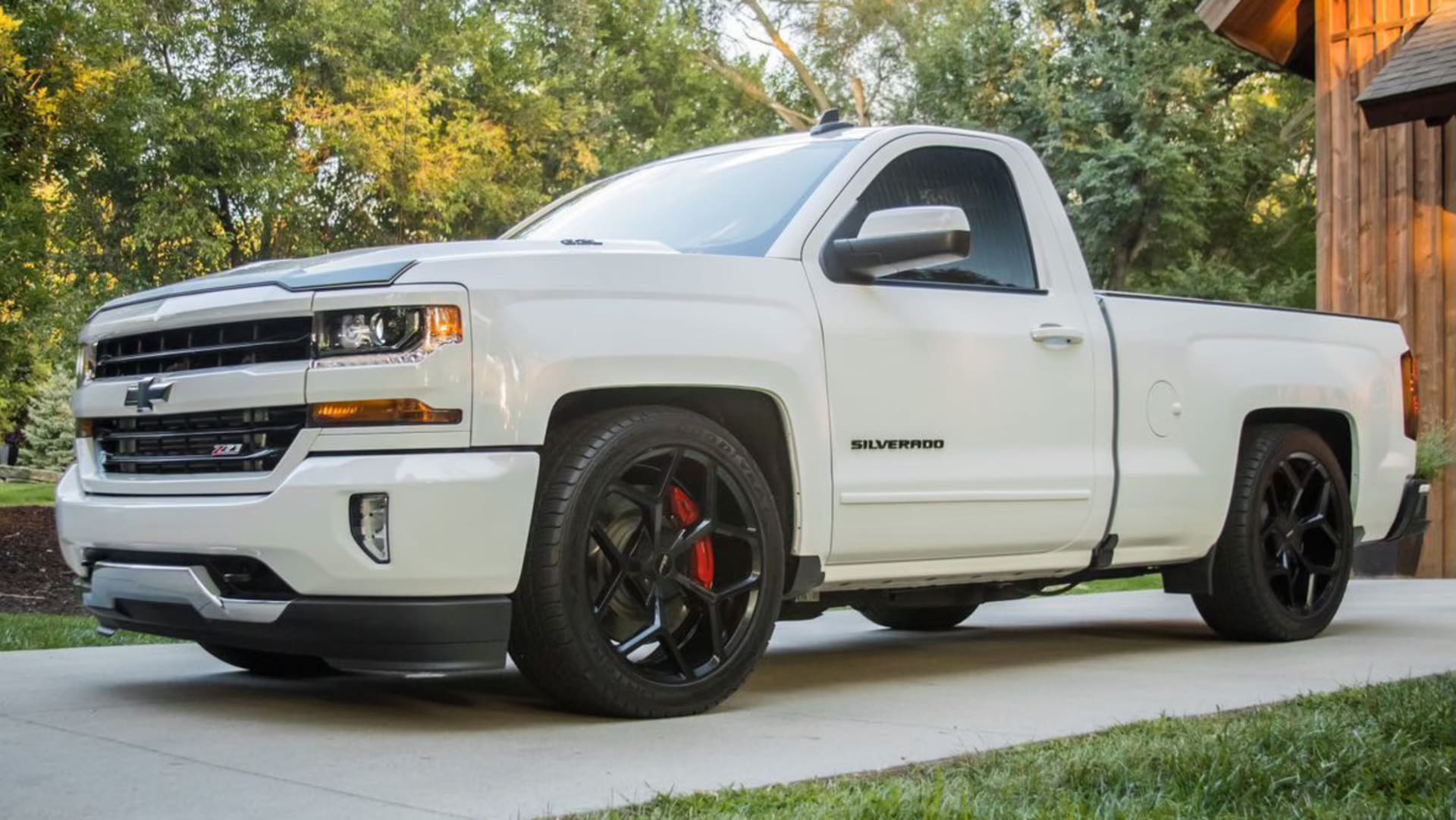 2017 Chevrolet Silverado Z71 Pickup at Indy 2023 as T43 - Mecum Auctions