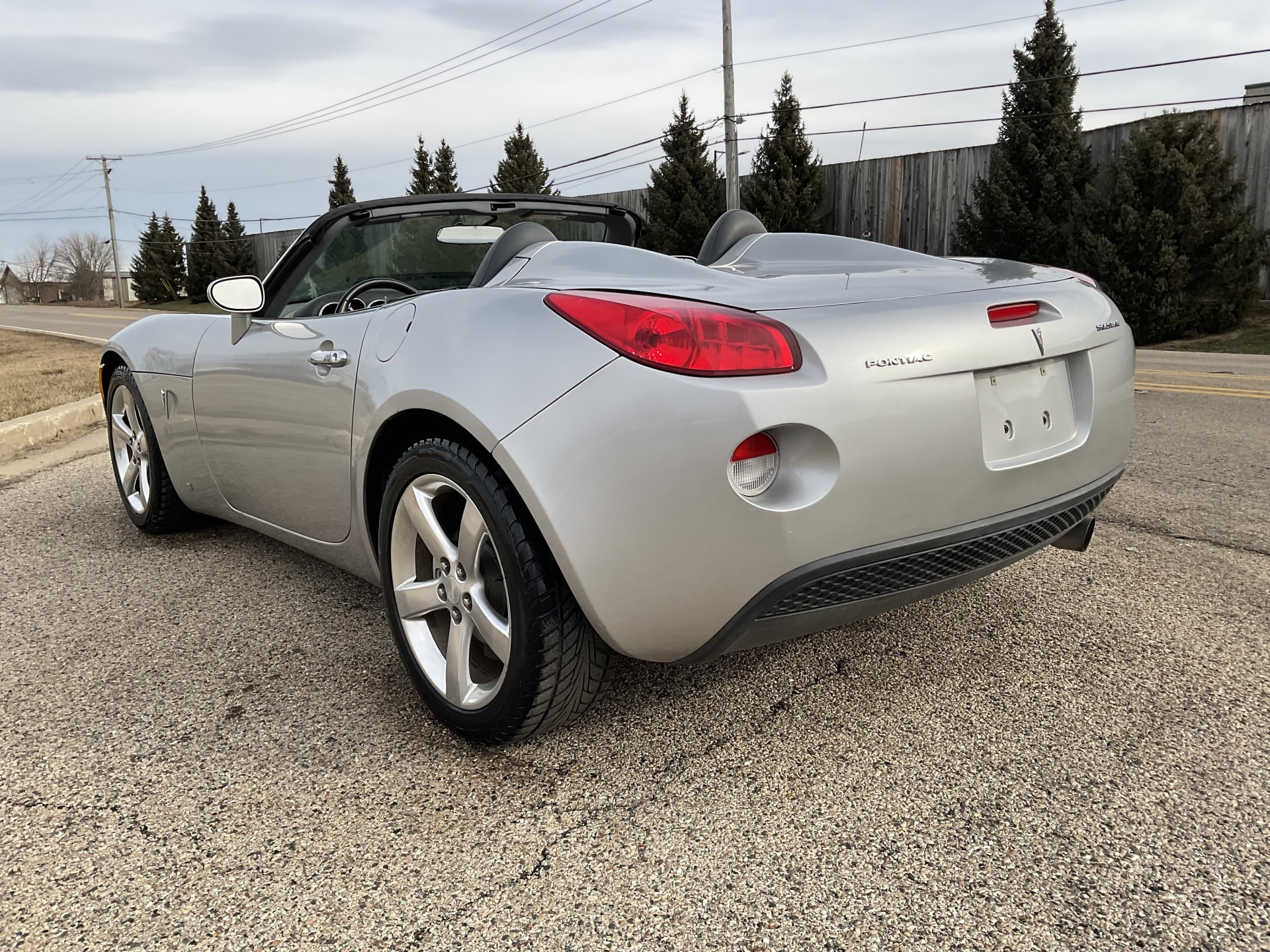 2006 Pontiac Solstice Convertible at Glendale 2023 as W115 - Mecum Auctions