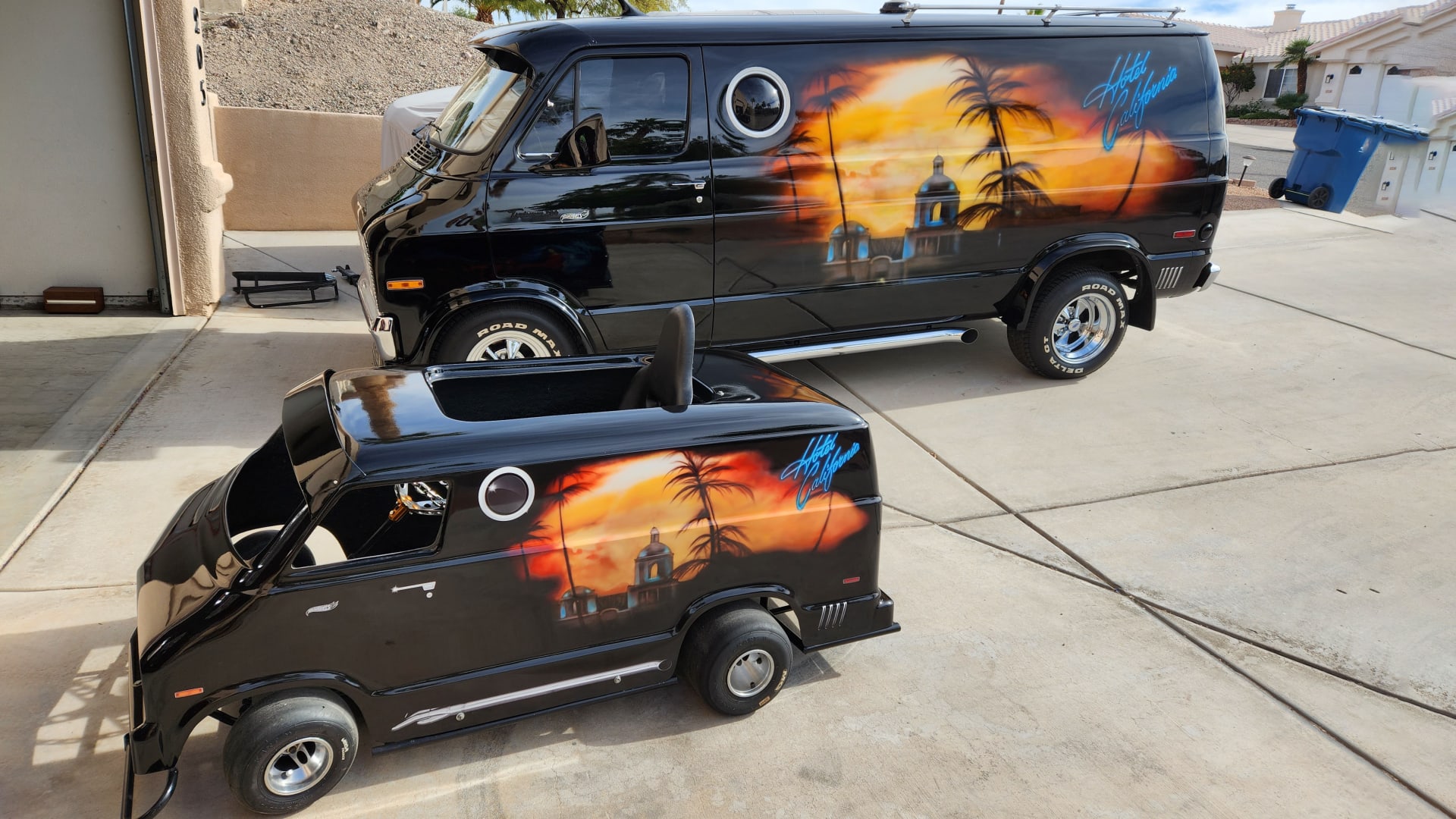 1977 Dodge B200 Van at Glendale 2023 as T23 - Mecum Auctions